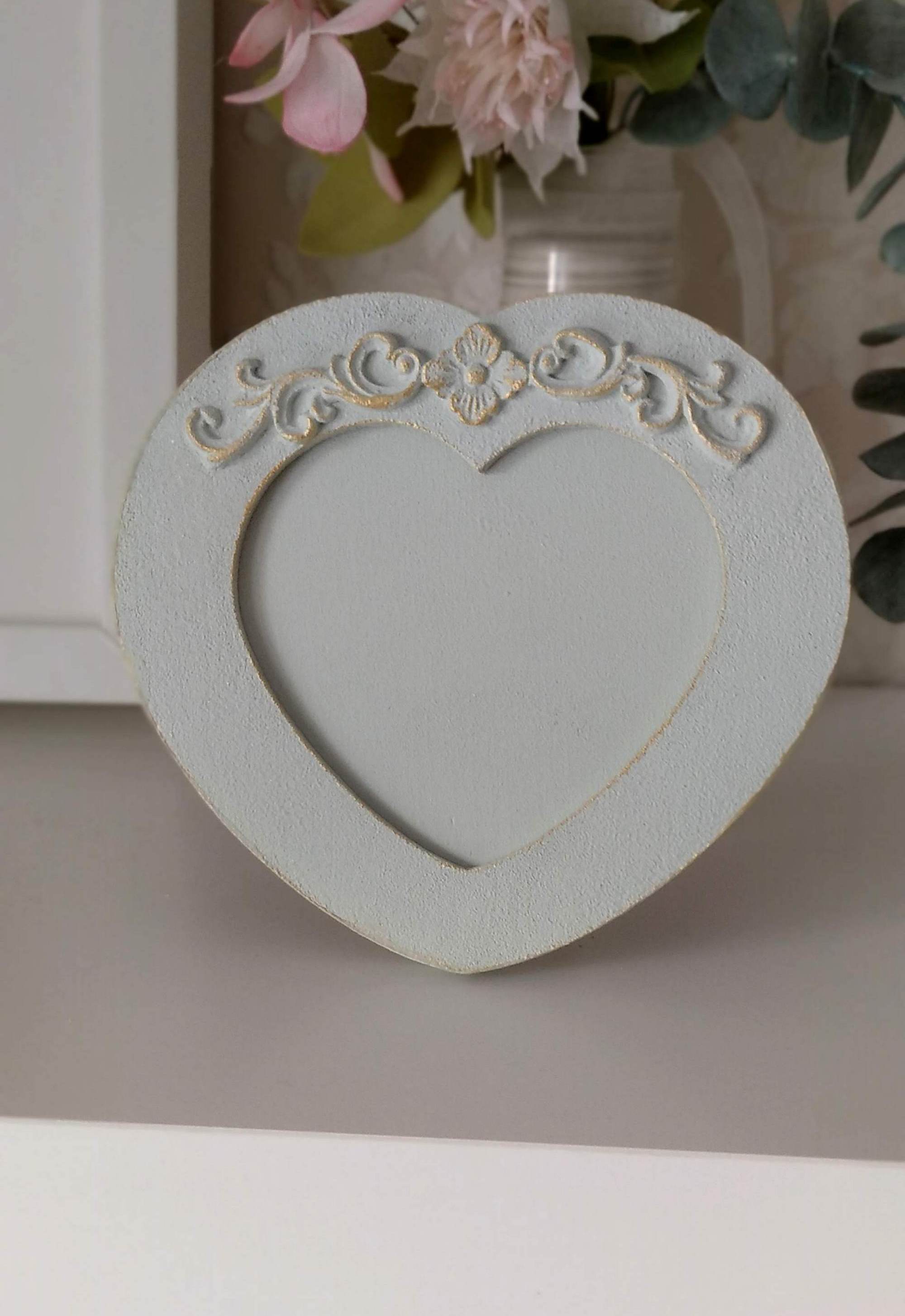 Heart-shaped photo frame Shabby chic Mini picture frame Love - Inspire ...