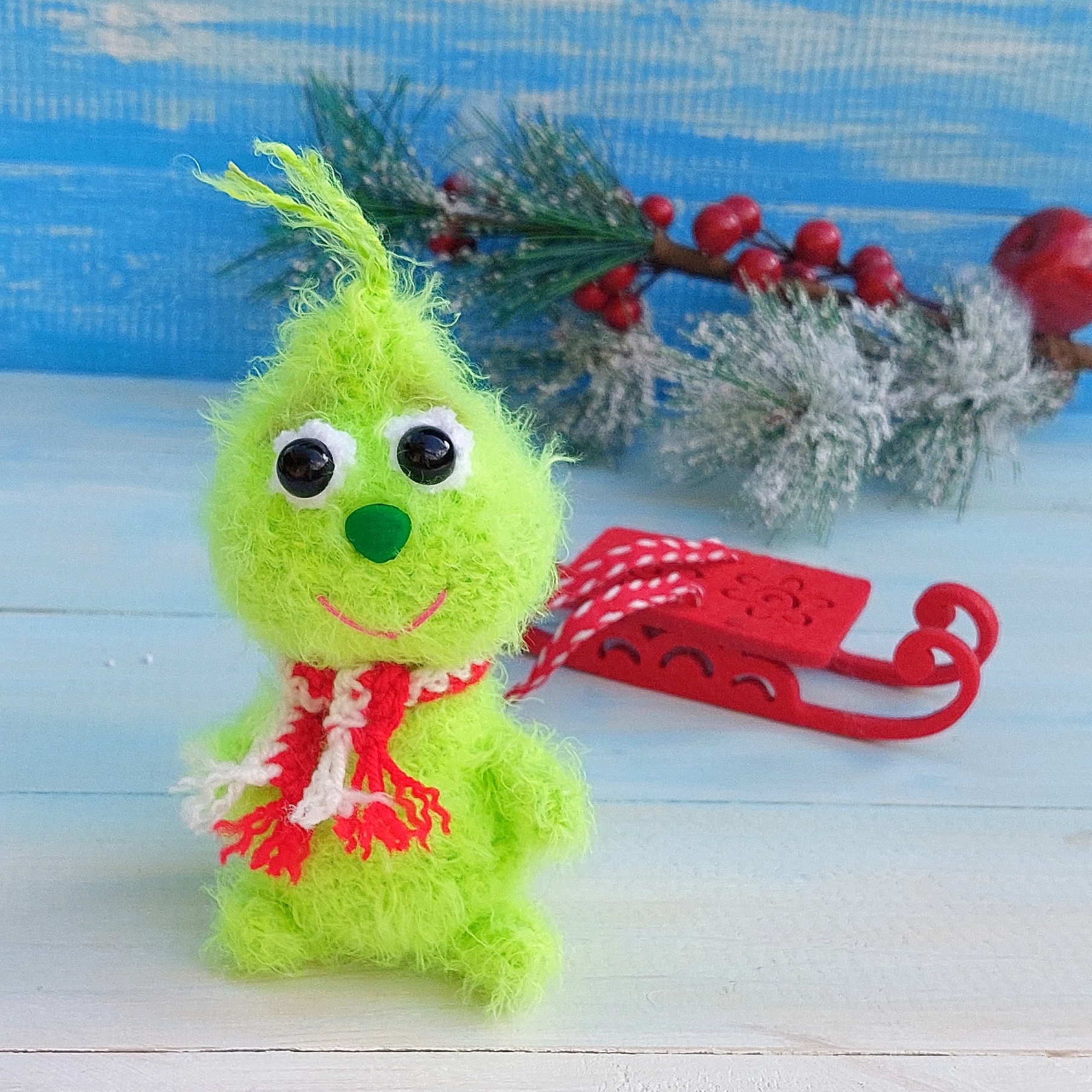 Baby Grinch crochet pattern - Inspire Uplift