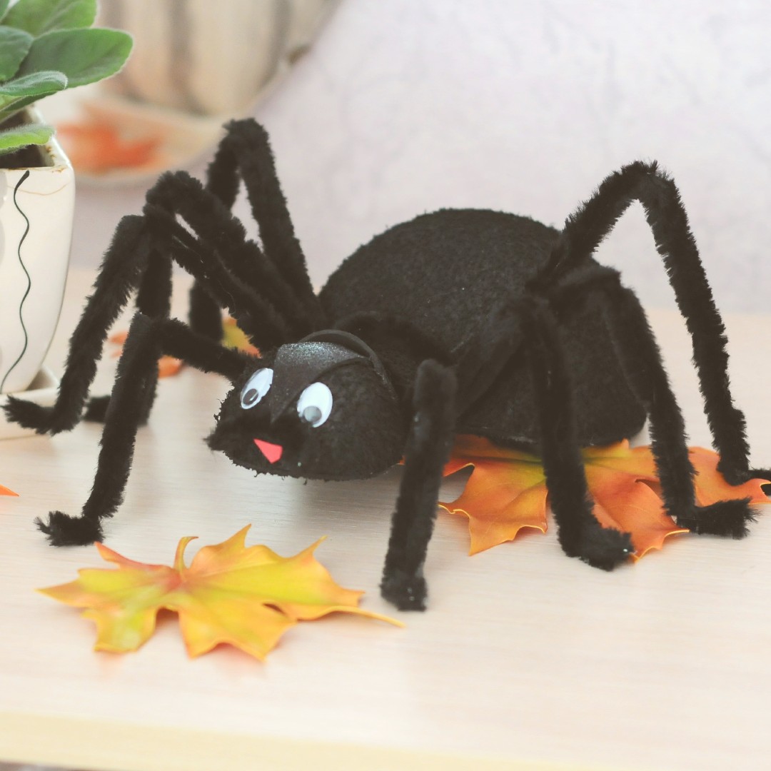 Halloween black spider. Big spooky spider. Horror Halloween - Inspire ...
