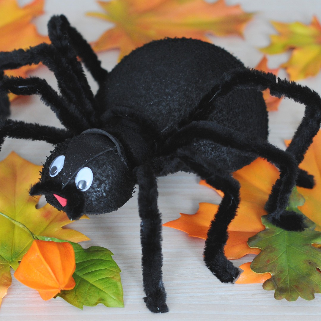 Halloween black spider. Big spooky spider. Horror Halloween - Inspire ...