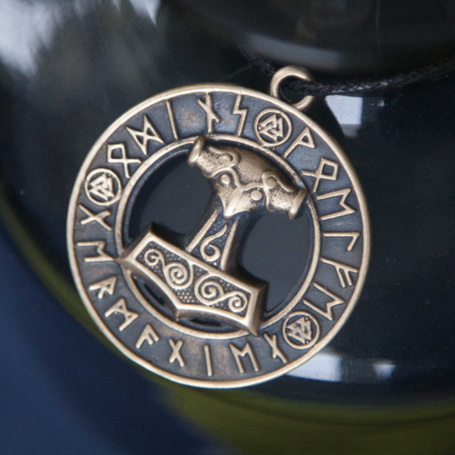Bronze thor hammer Mjolnir pendant in rune circle. - Inspire Uplift
