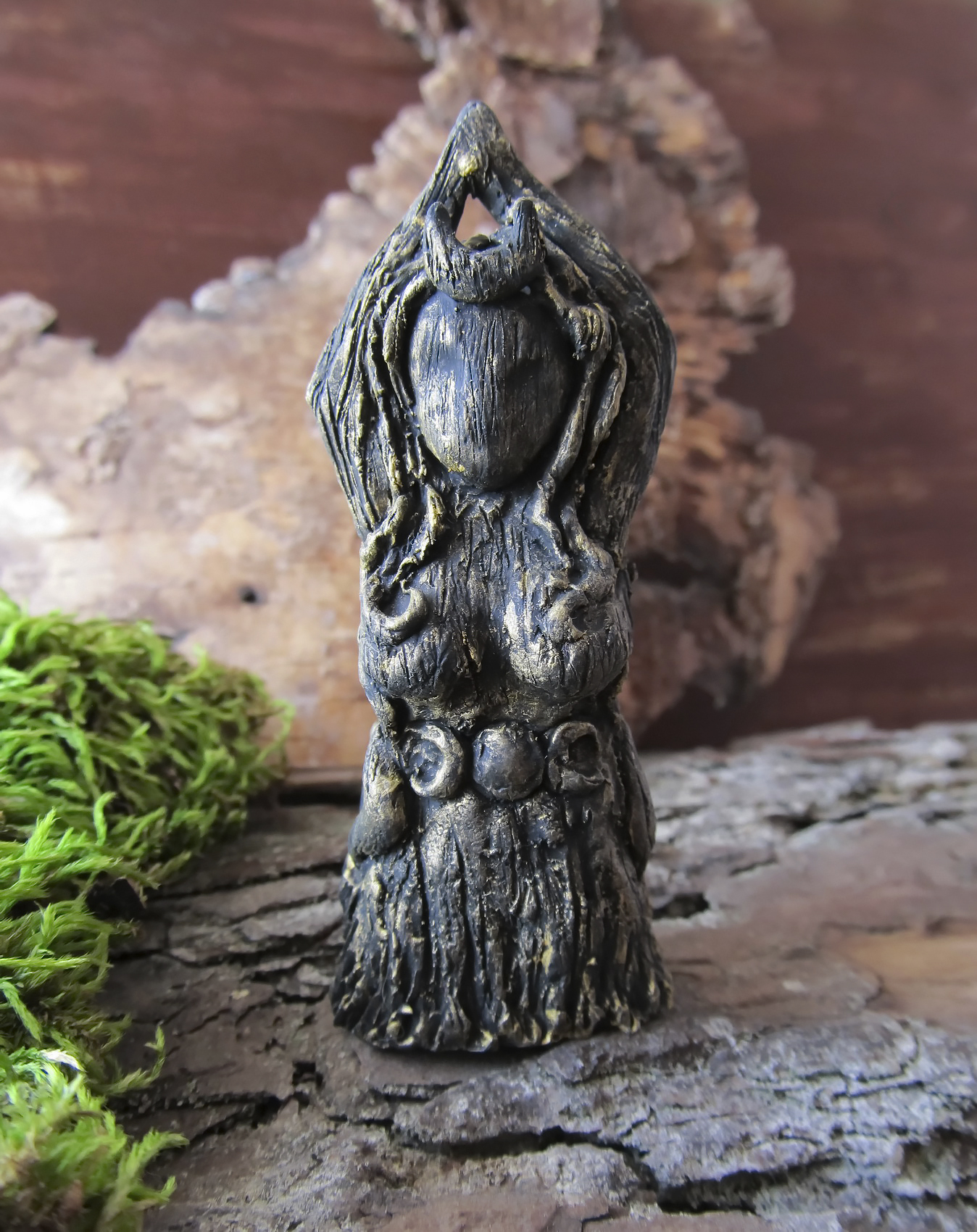 Set 2 figurines - Horned god Cernunnos, Triple moon goddess. - Inspire ...