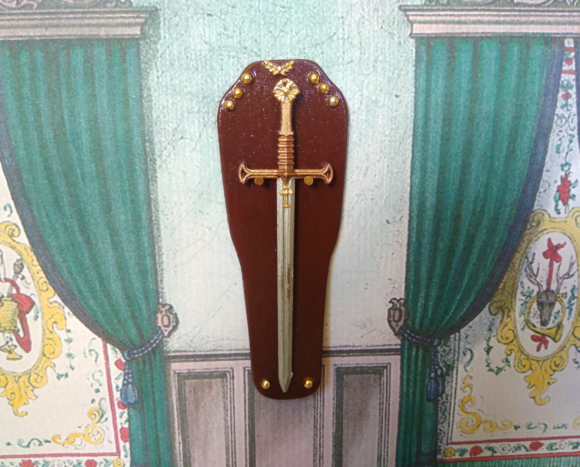 The sword on the stand. Collection weapon. Museum exhibit.1: - Inspire ...