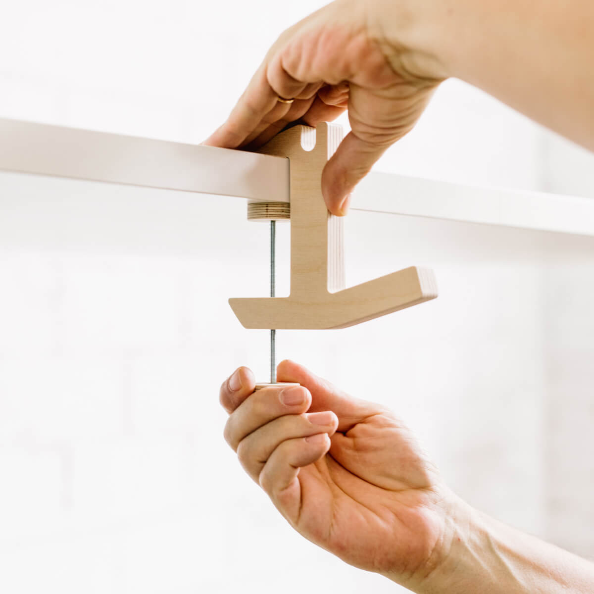 Support / Hanger for tables and shelves, table hook - EL SER | Inspire ...