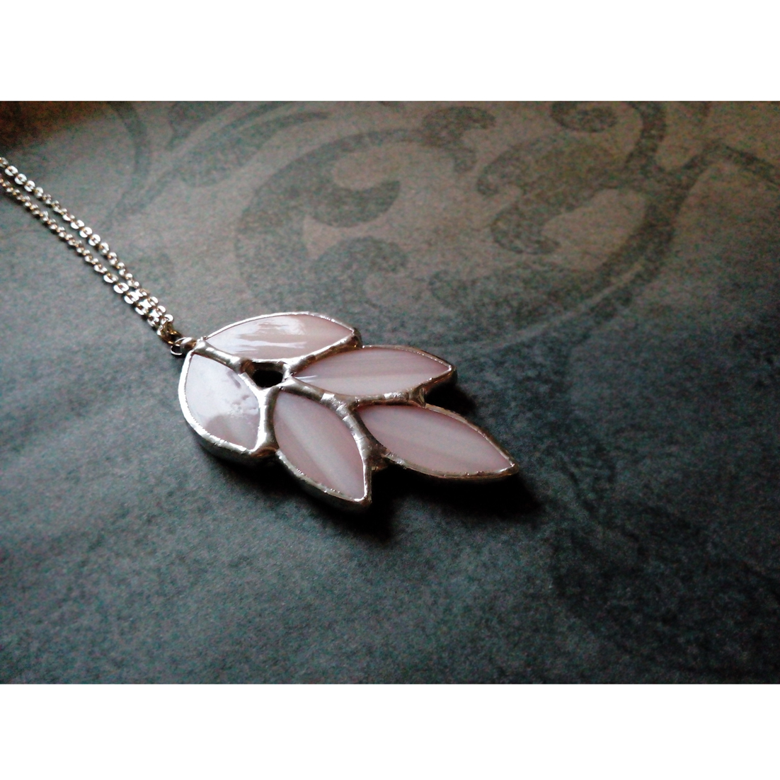 Glass spike necklace. Stained glass necklace. Leaves, leaf, - Inspire ...