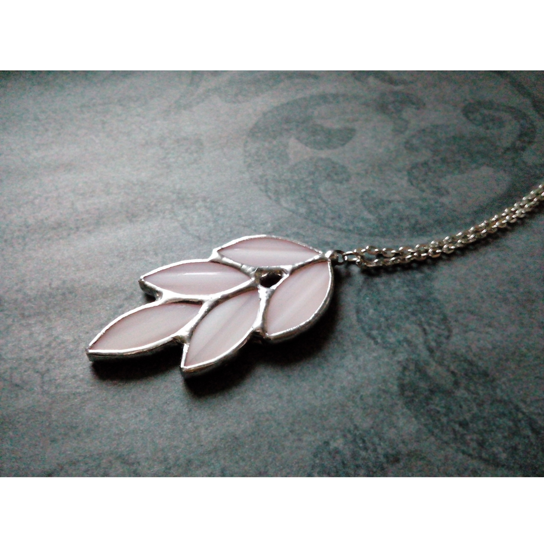 Glass spike necklace. Stained glass necklace. Leaves, leaf, - Inspire ...