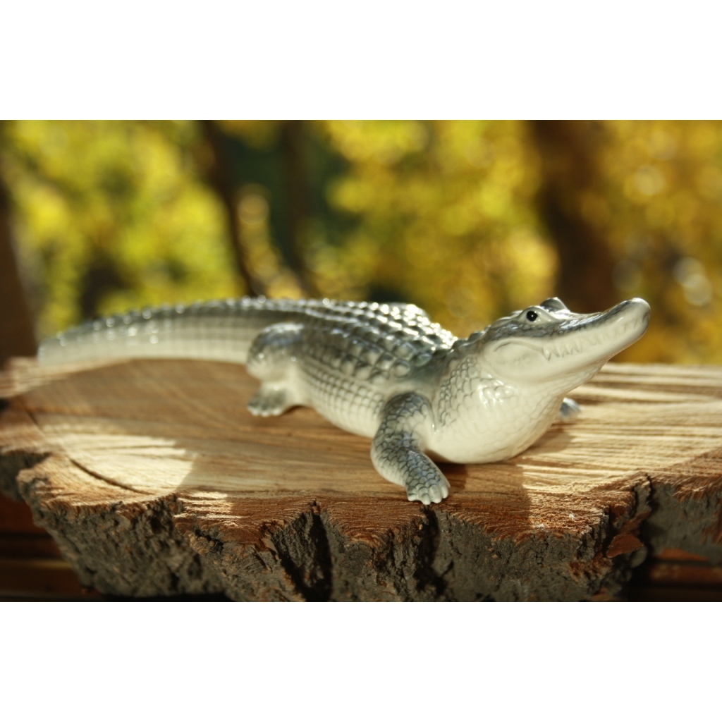 figurine Crocodile, alligator porcelain , statuette | Inspire Uplift