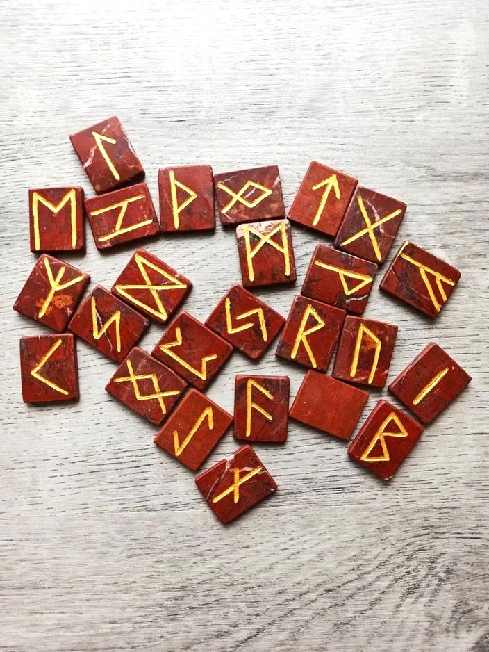 Hand carved Rune stone Divination 25 Rune Symbols Nordic set - Inspire ...