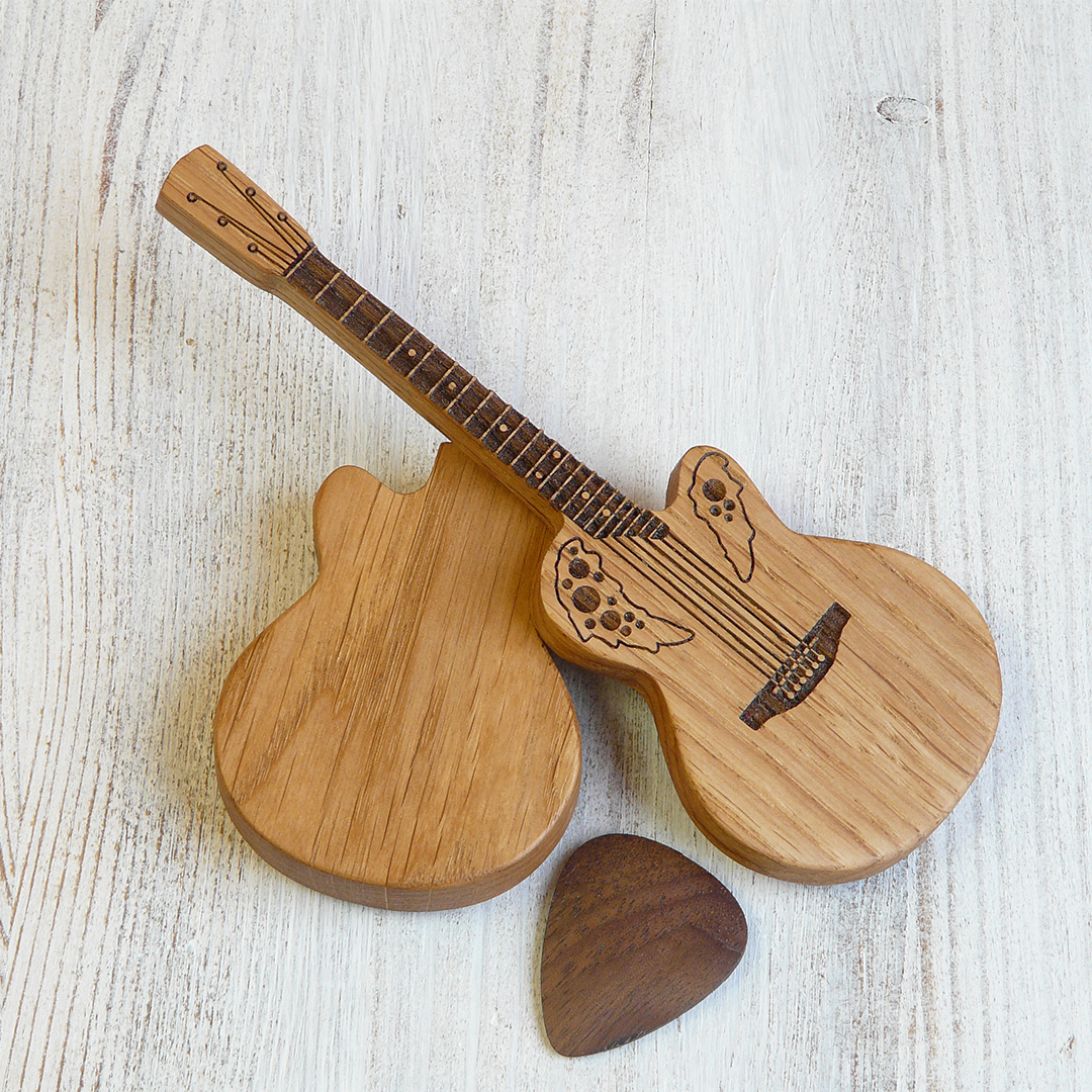Personalized guitar pick holder, wooden custom plectrum box, - Inspire ...