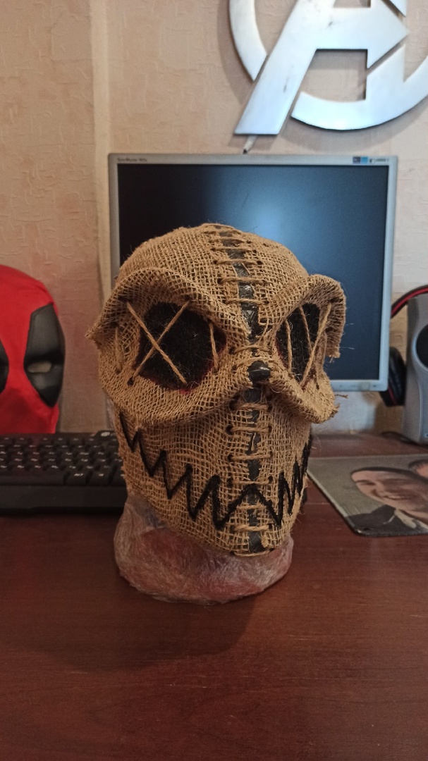 Scarecrow mask / Scarecrow helmet - Inspire Uplift