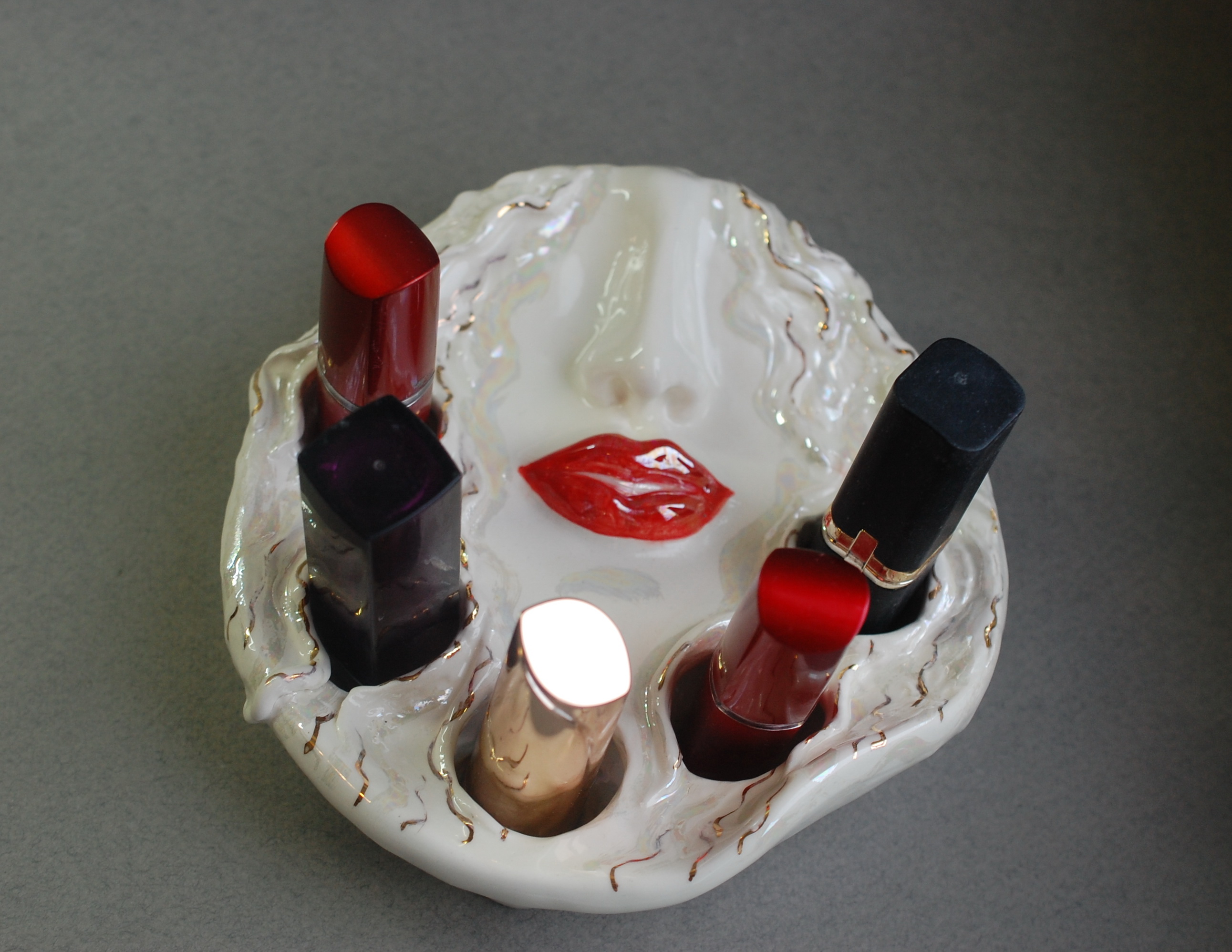 Ceramic Lipstick holder, Face porcelain figurine ,White red - Inspire ...