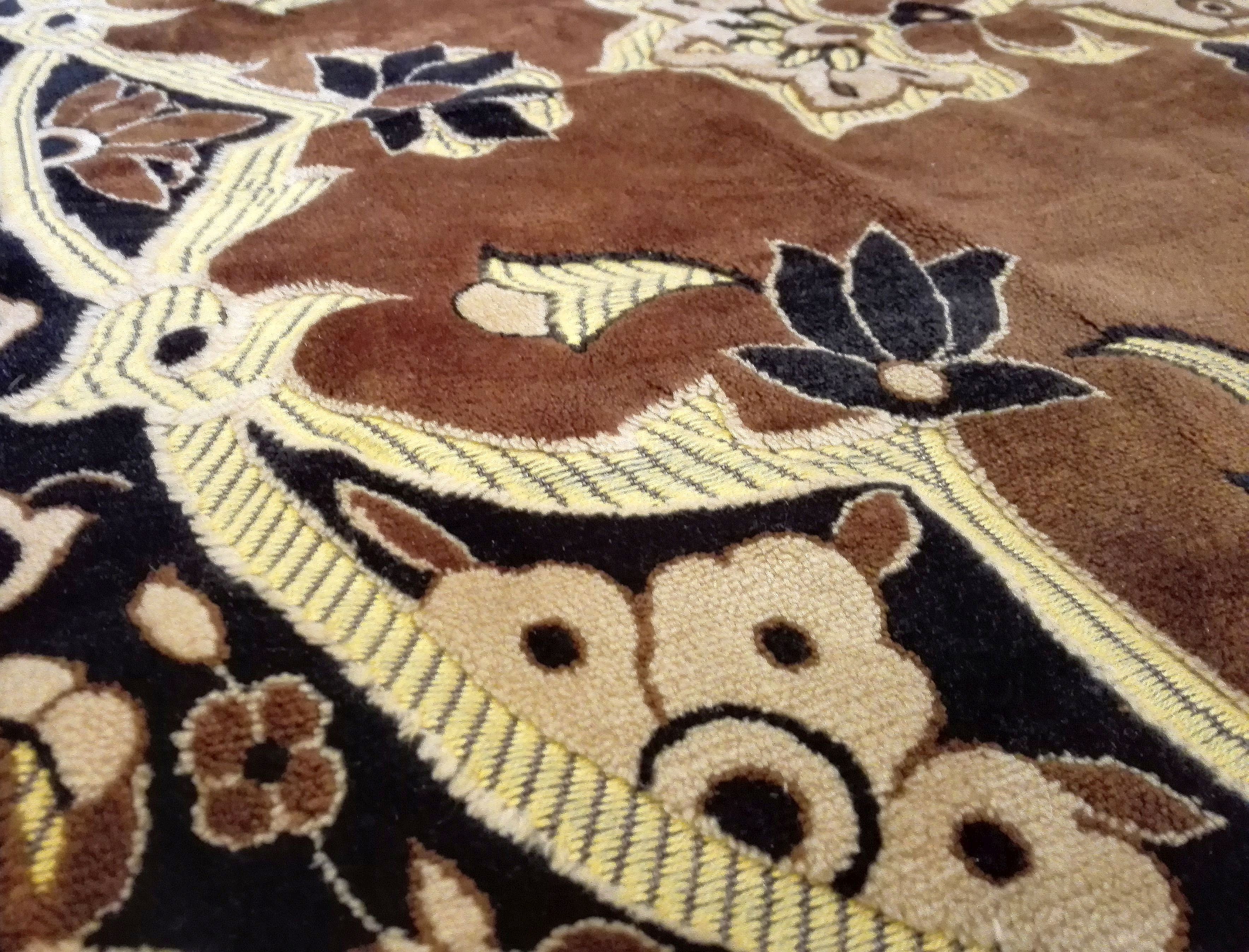 Large Soviet Plush Carpet. Vintage Oriental wall carpet - Inspire Uplift