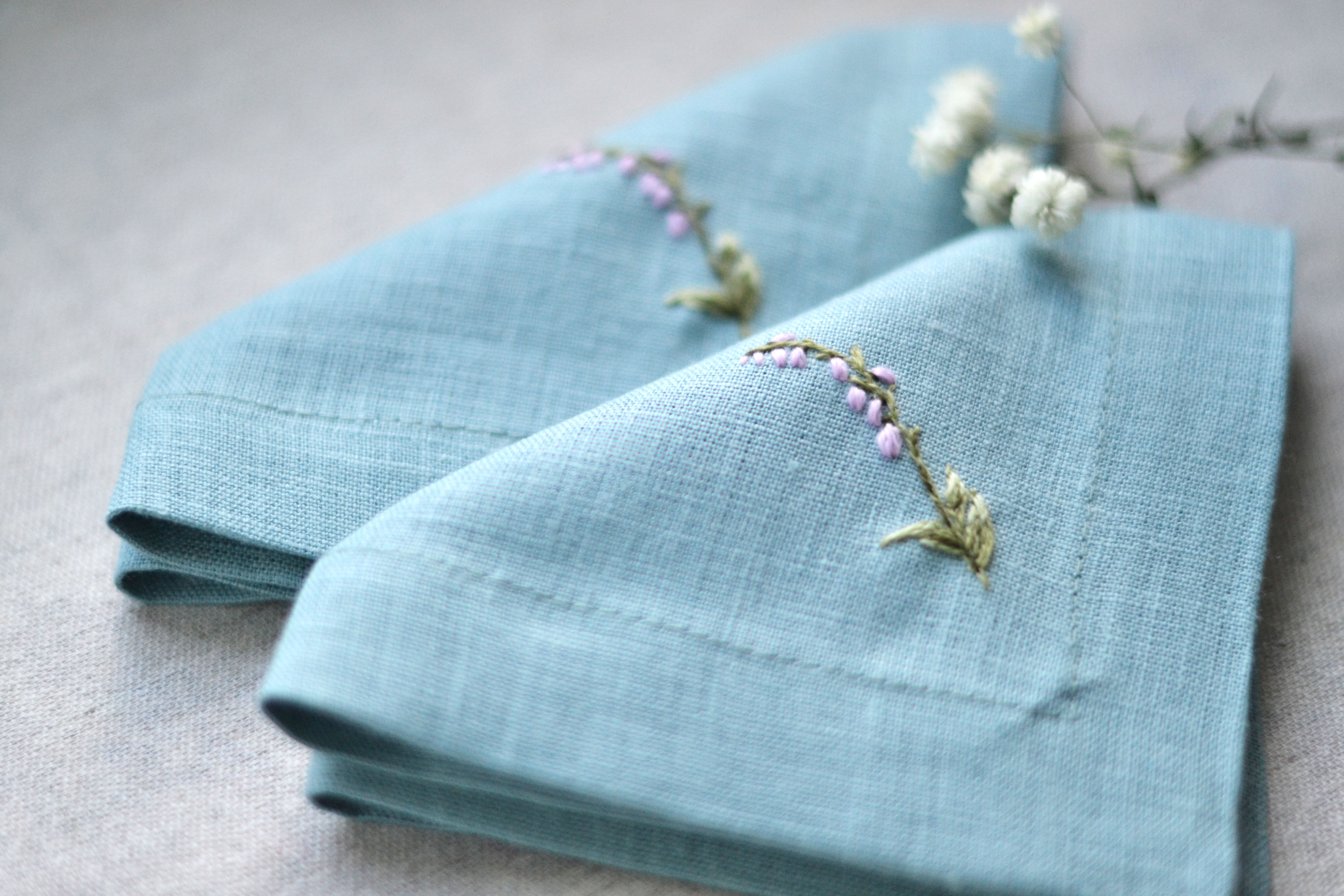 Hand embroidered linen napkins, floral cloth napkins, blue c | Inspire ...