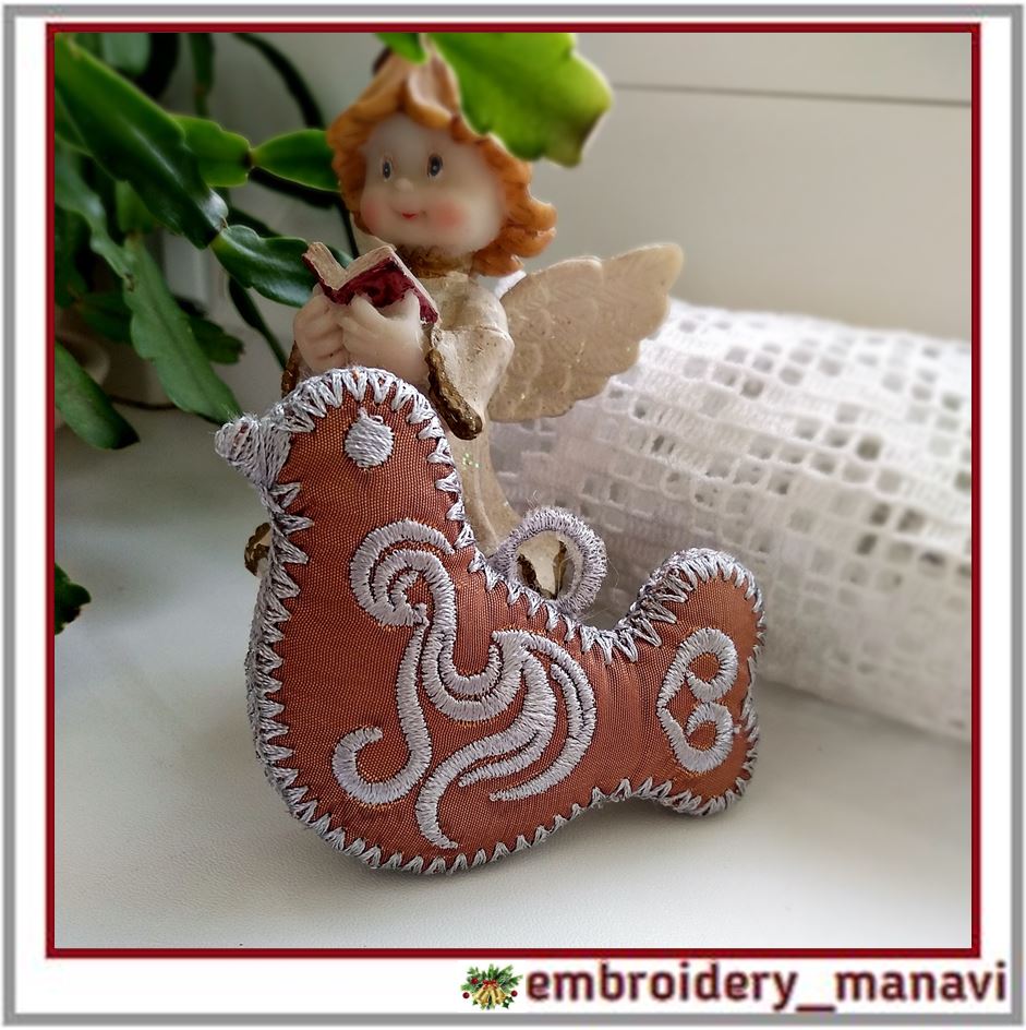 In the hoop tree toy bird machine embroidery design. | Inspire Uplift