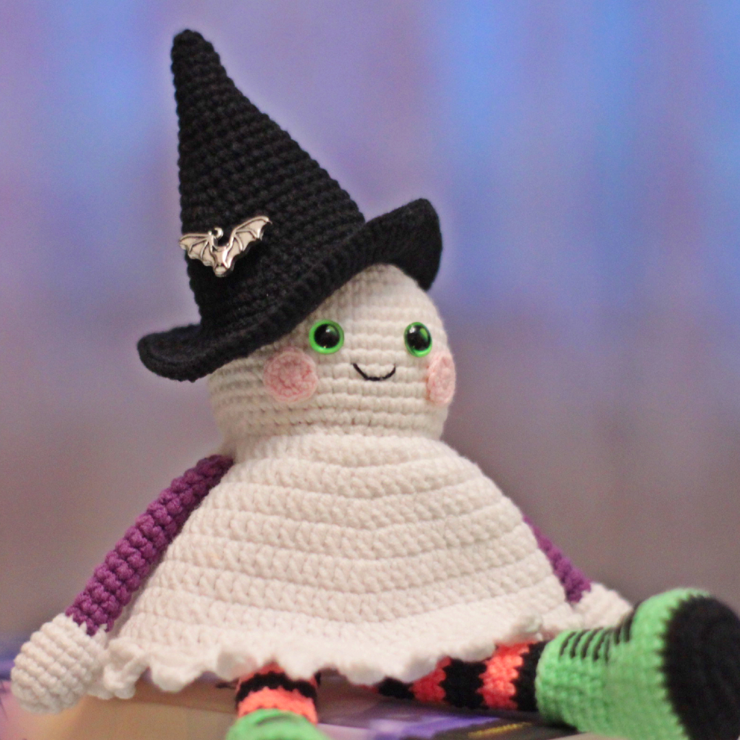 Halloween crochet ghost, amigurumi Halloween decorations, Ha - Inspire ...