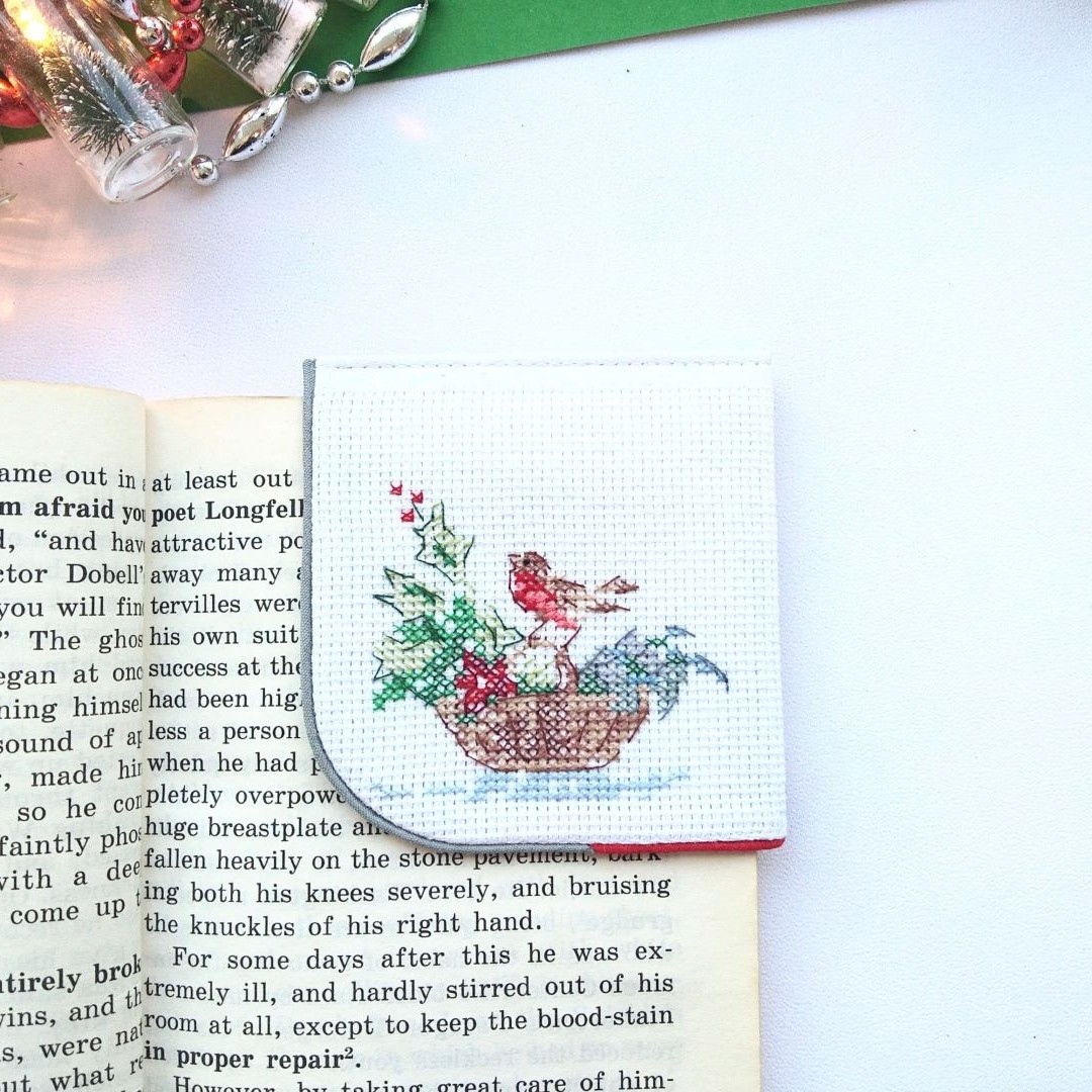 Robin bird embroidered bookmark personalized, corner bookmar - Inspire ...