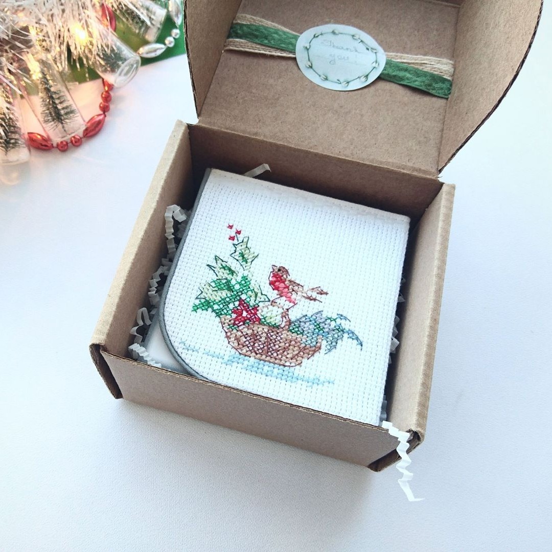 Robin bird embroidered bookmark personalized, corner bookmar - Inspire ...