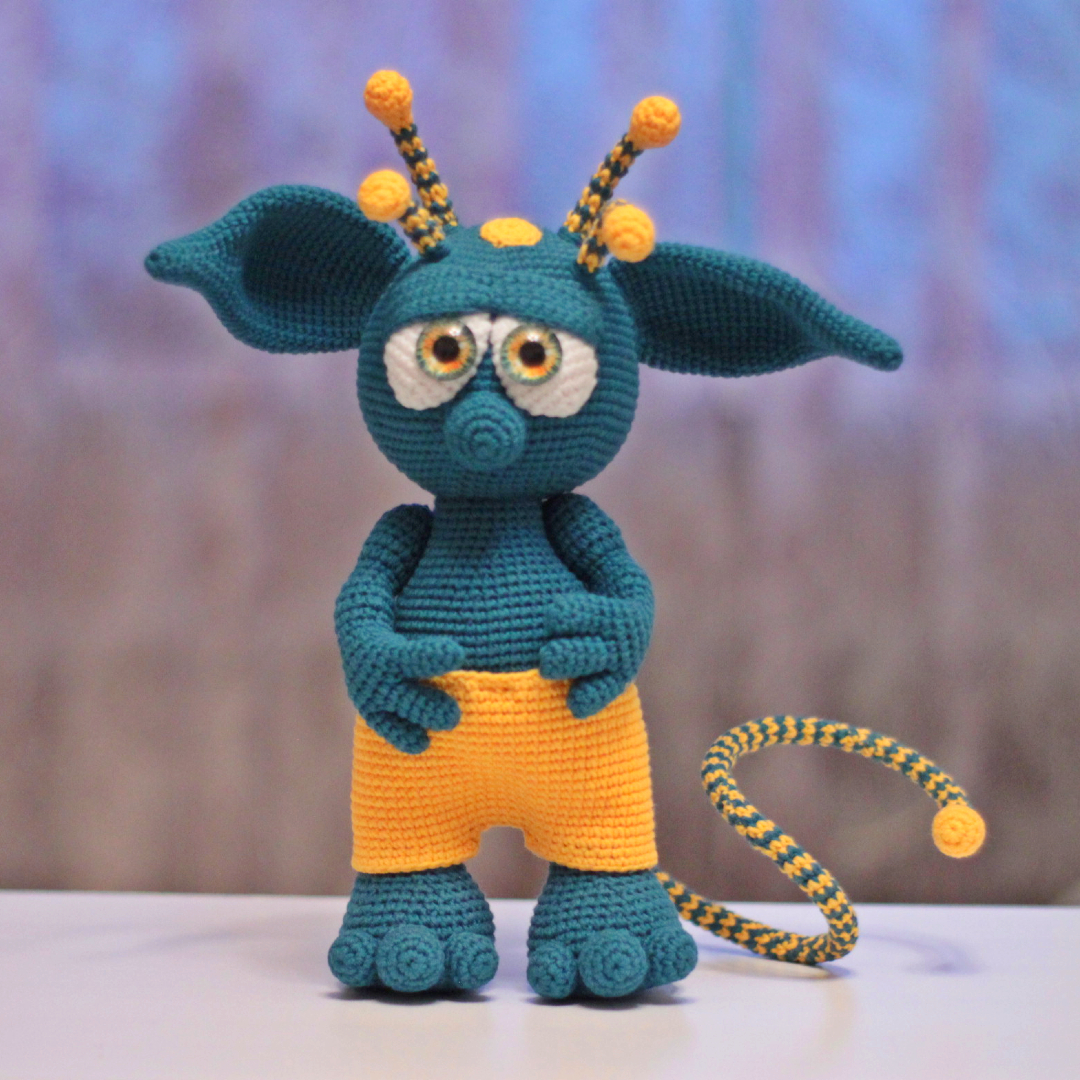Cute amigurumi crochet alien toy, gift for girl, gift for bo - Inspire ...