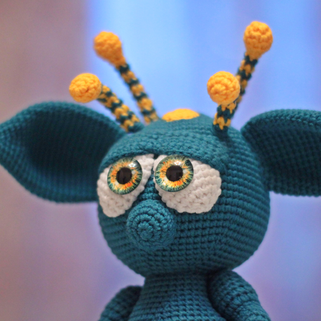 Cute amigurumi crochet alien toy, gift for girl, gift for bo - Inspire ...
