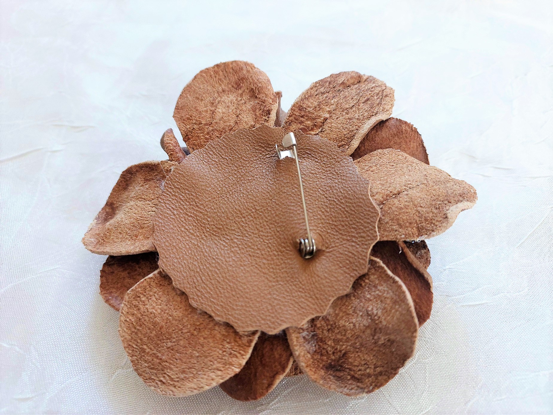 Leather Brooch, Milk coffee flower brooch, Leather jewelry, - Inspire ...