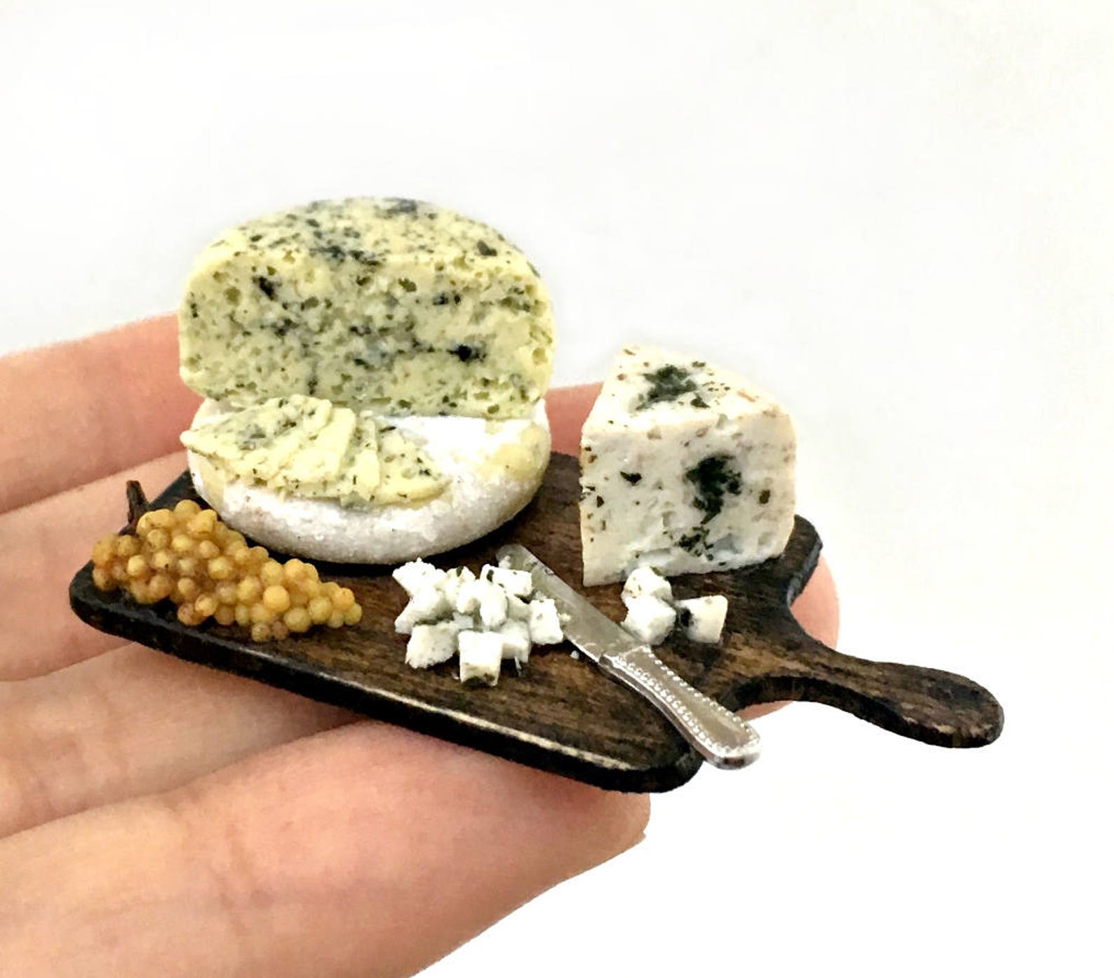 Dollhouse miniature 1:12 Cheese on the board bunch of grapes | Inspire ...