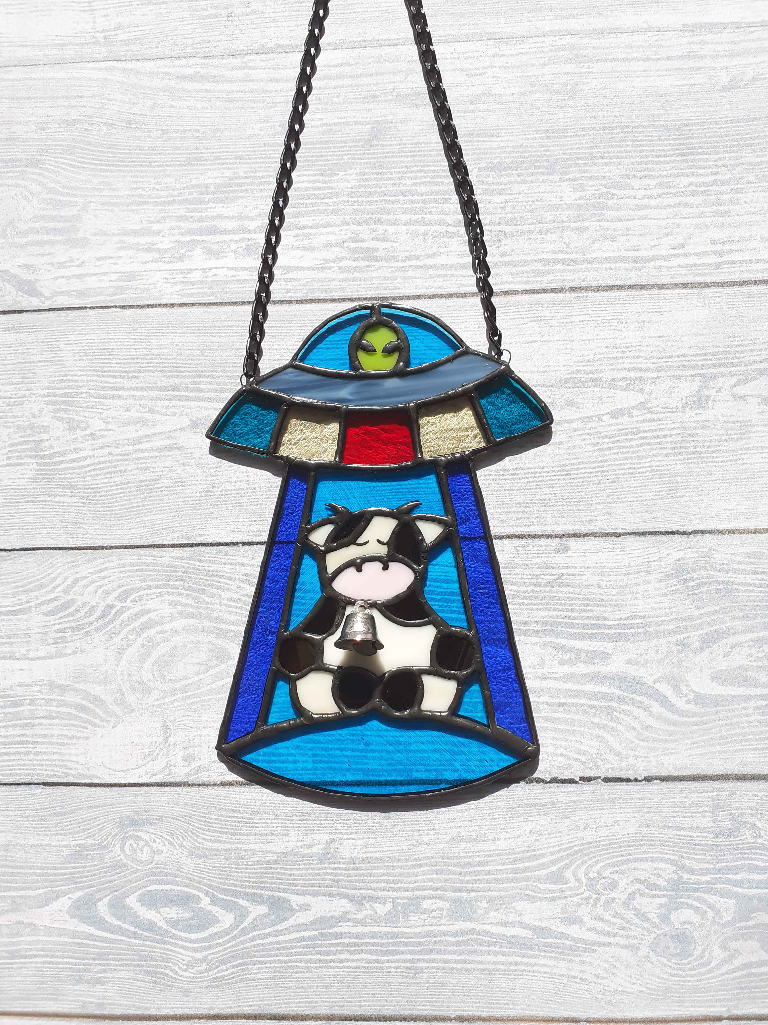UFO Stained Glass, Stained Glass Window Hangings, Ufo Suncat - Inspire ...