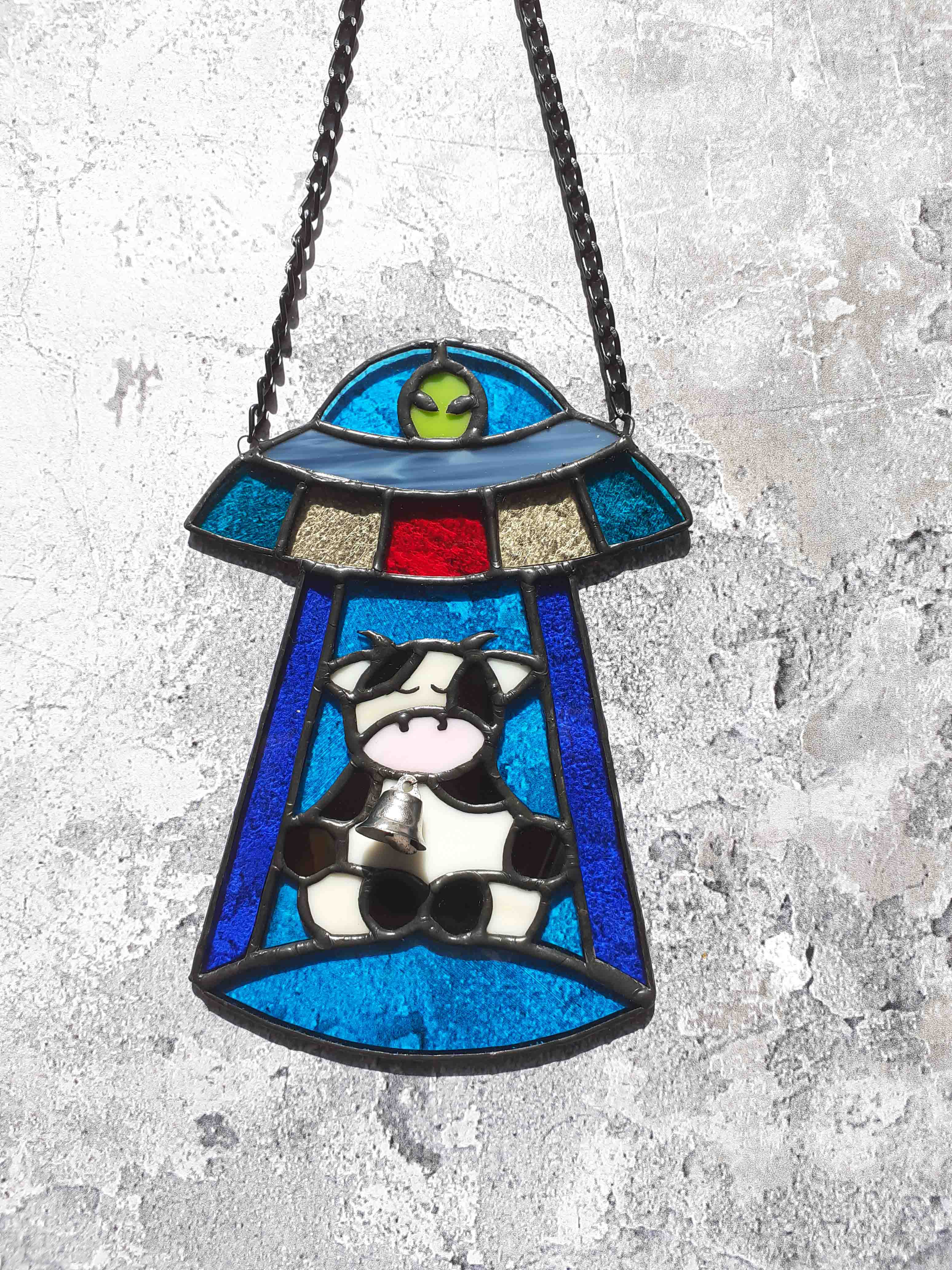 UFO Stained Glass, Stained Glass Window Hangings, Ufo Suncat - Inspire ...