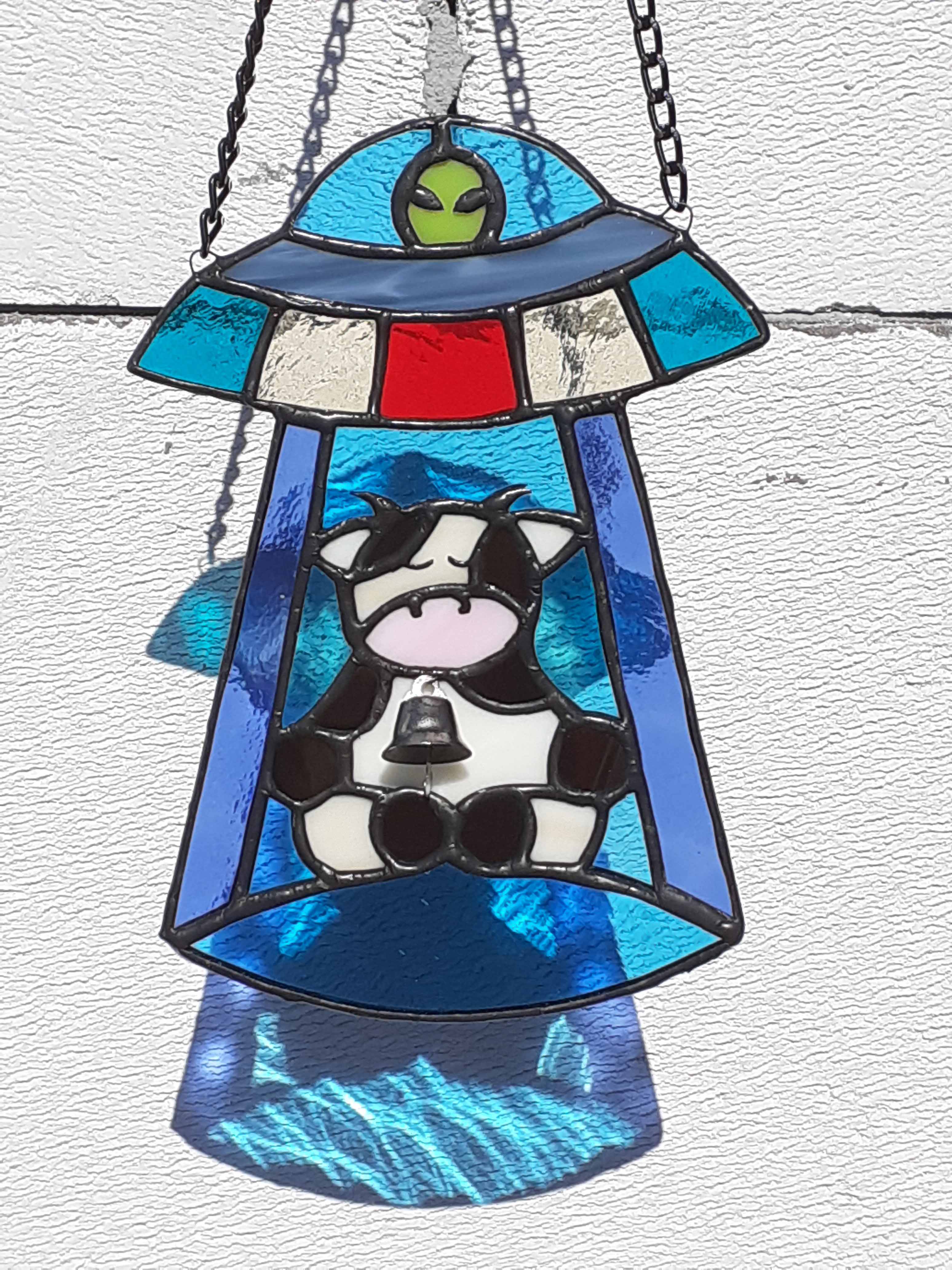 UFO Stained Glass, Stained Glass Window Hangings, Ufo Suncat - Inspire ...