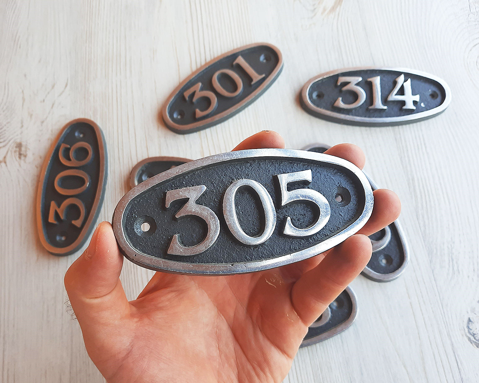 Number plaque 305 apartment metal door number plate - Inspire Uplift