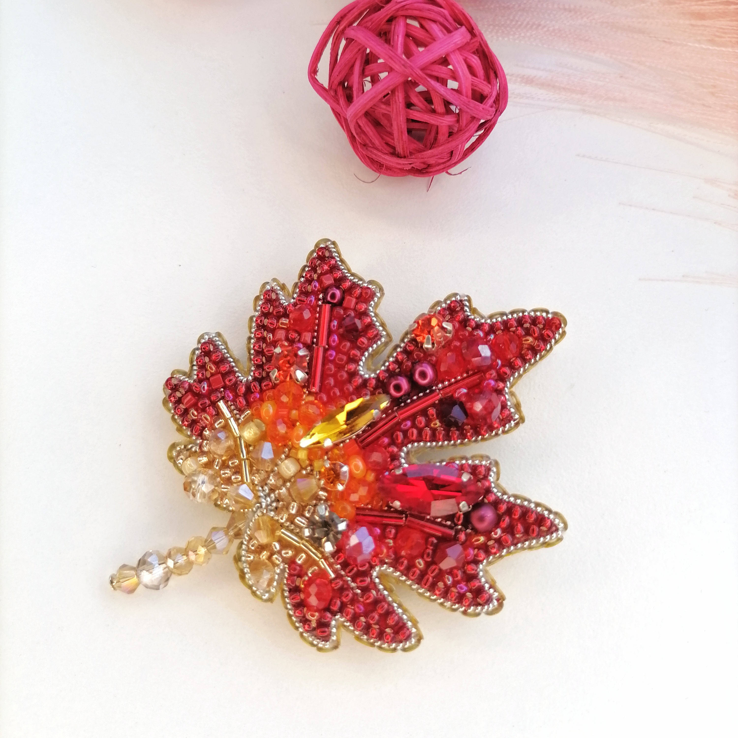 Maple leaf brooch, Beaded brooch, Scarf brooch, Lapel pin, C | Inspire ...
