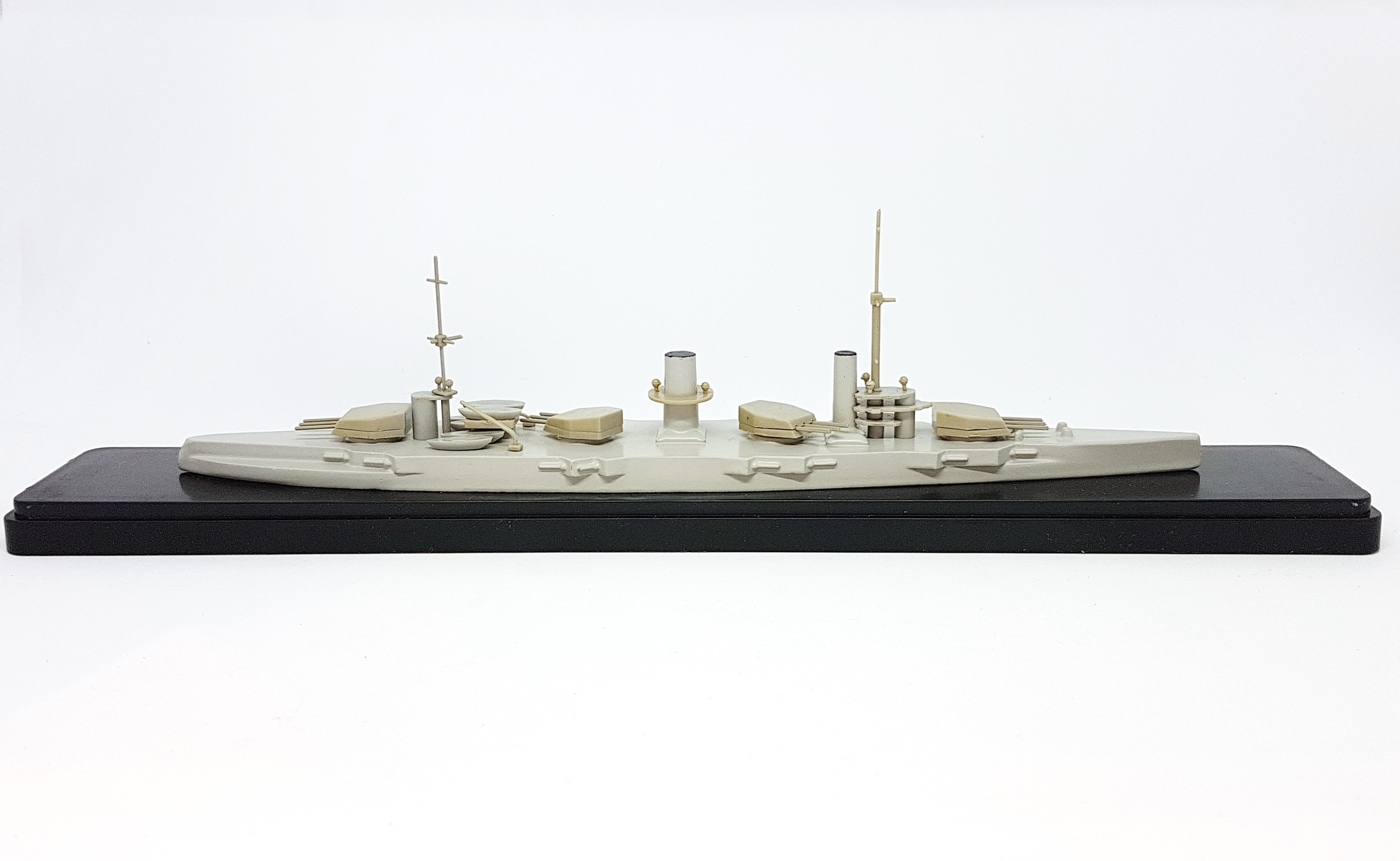 Vintage USSR Ship model Line ship Battleship GANGUT 1970s - Inspire Uplift
