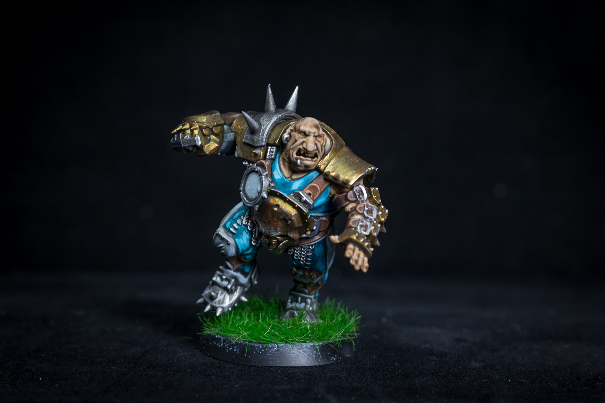 Blood Bowl Ogre - Painting comission - Inspire Uplift