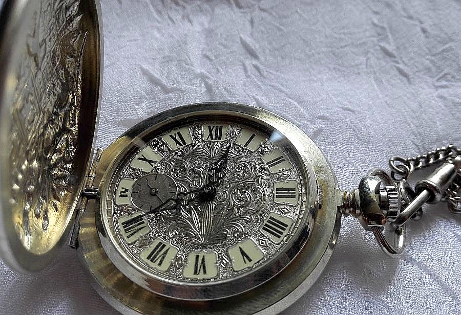 Antique Pocket Watch Molnija. Vintage Soviet watches - Inspire Uplift