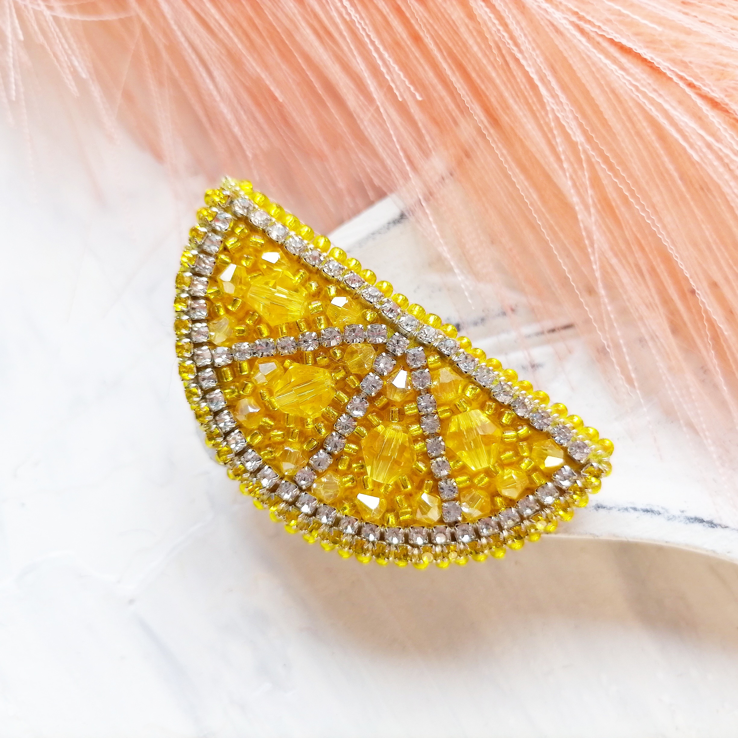 Lemon brooch, Beaded lemon, Lemon pin, Yellow brooch, Fruit | Inspire ...