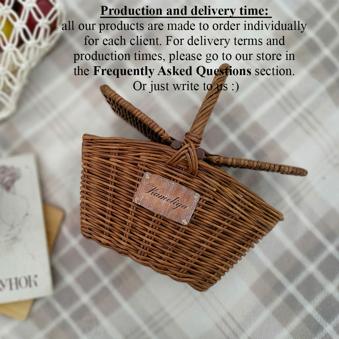 Blue wicker picnic basket with lids Personalized woven baske - Inspire ...