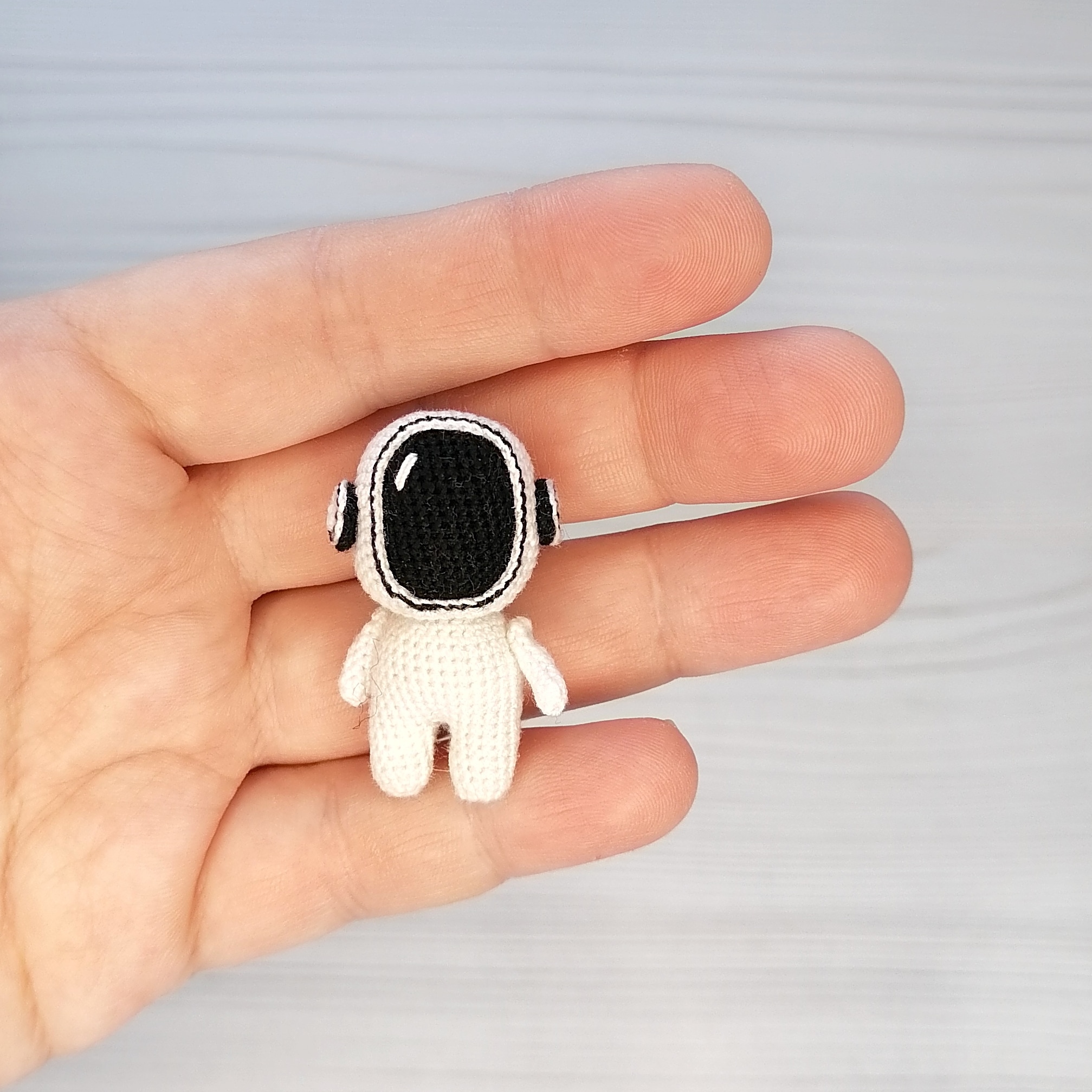 Miniature astronaut Space Astronaut figurine Mini Spaceman C - Inspire ...