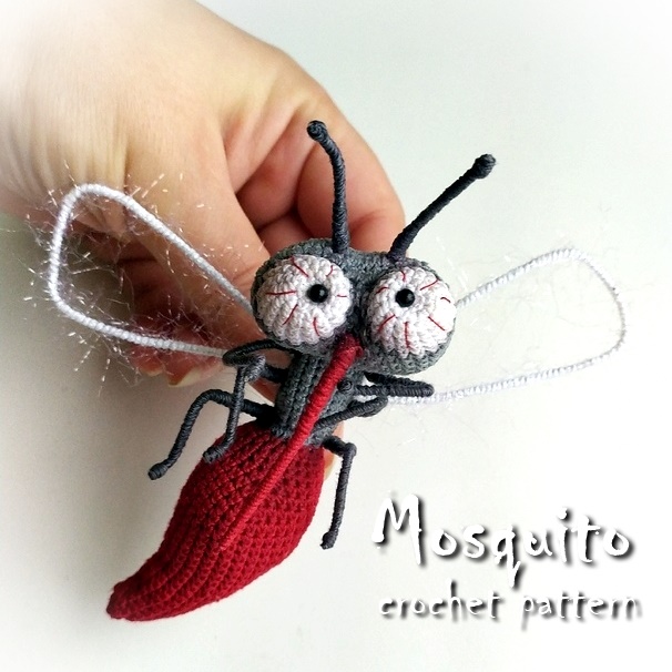 Mosquito brooch amigurumi pin badge crochet pattern | Inspire Uplift