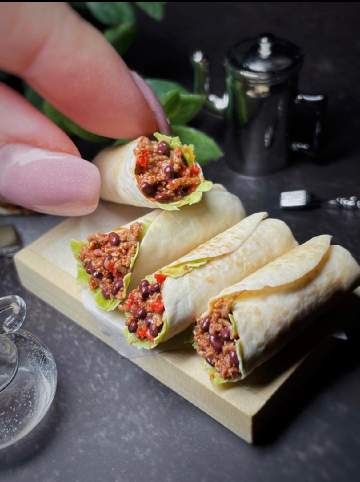 Miniature burrito. Tutorial polymer clay. Realistic mini foo - Inspire ...