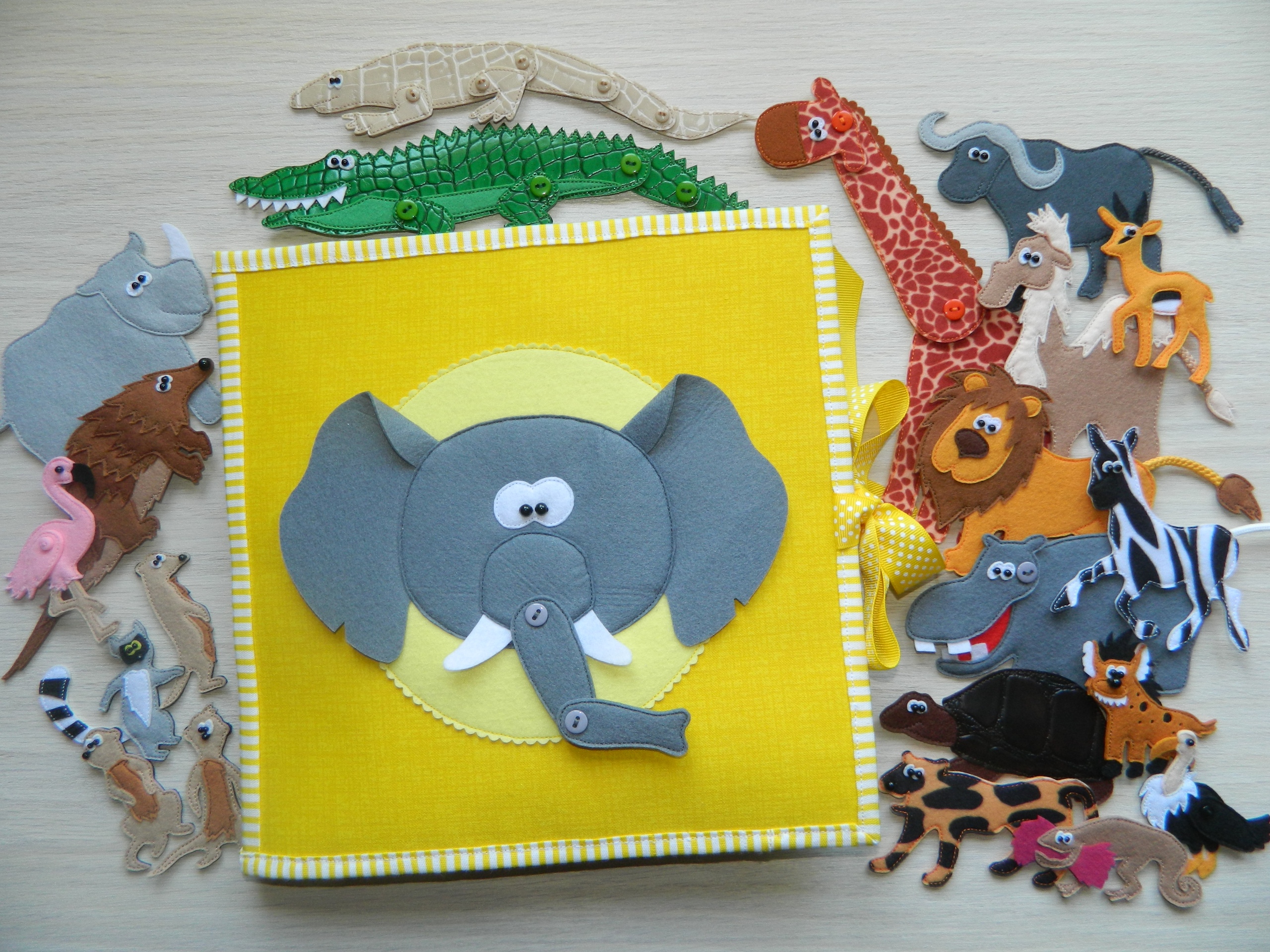 AFRICAN Busy Book, Felt SAFARI Animals, Set of Animals to Pl | Inspire ...