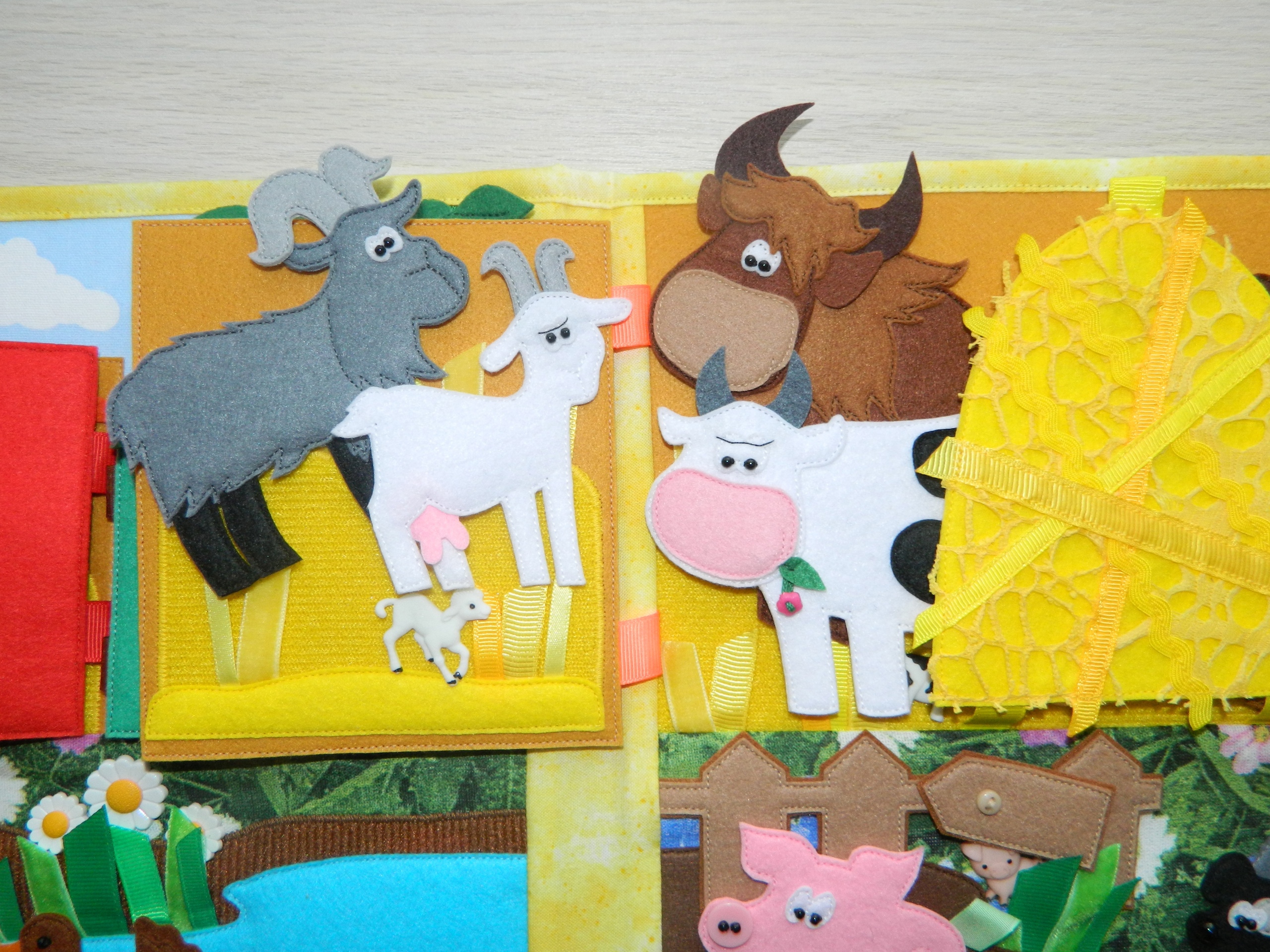 FARM Educational Tablet, Farm Felt Book Activity, Forest Ani - Inspire ...
