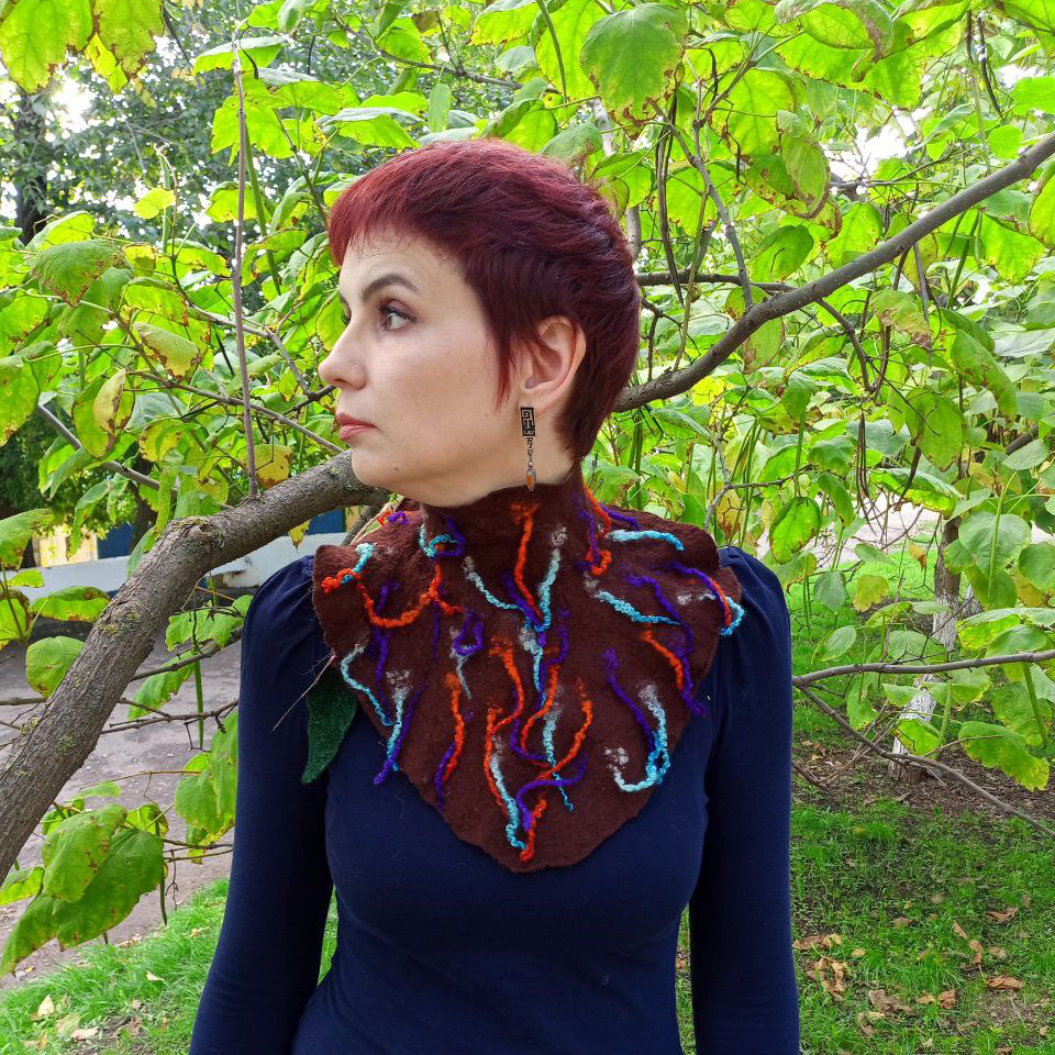 Handmade wool Brownie collar | Inspire Uplift