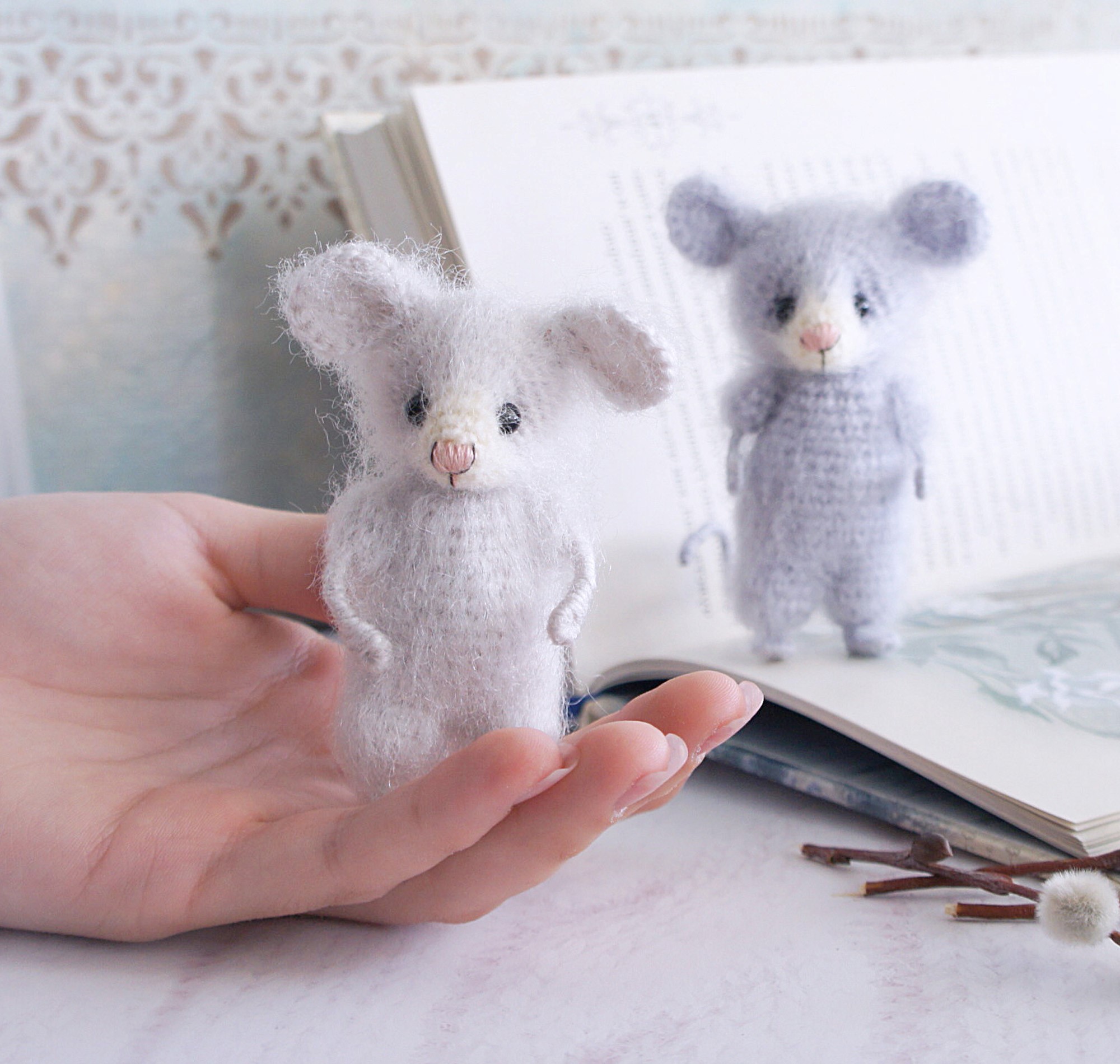 Miniature Mouse toy, Cute mouse for Dollhouse, Little toy - Inspire Uplift