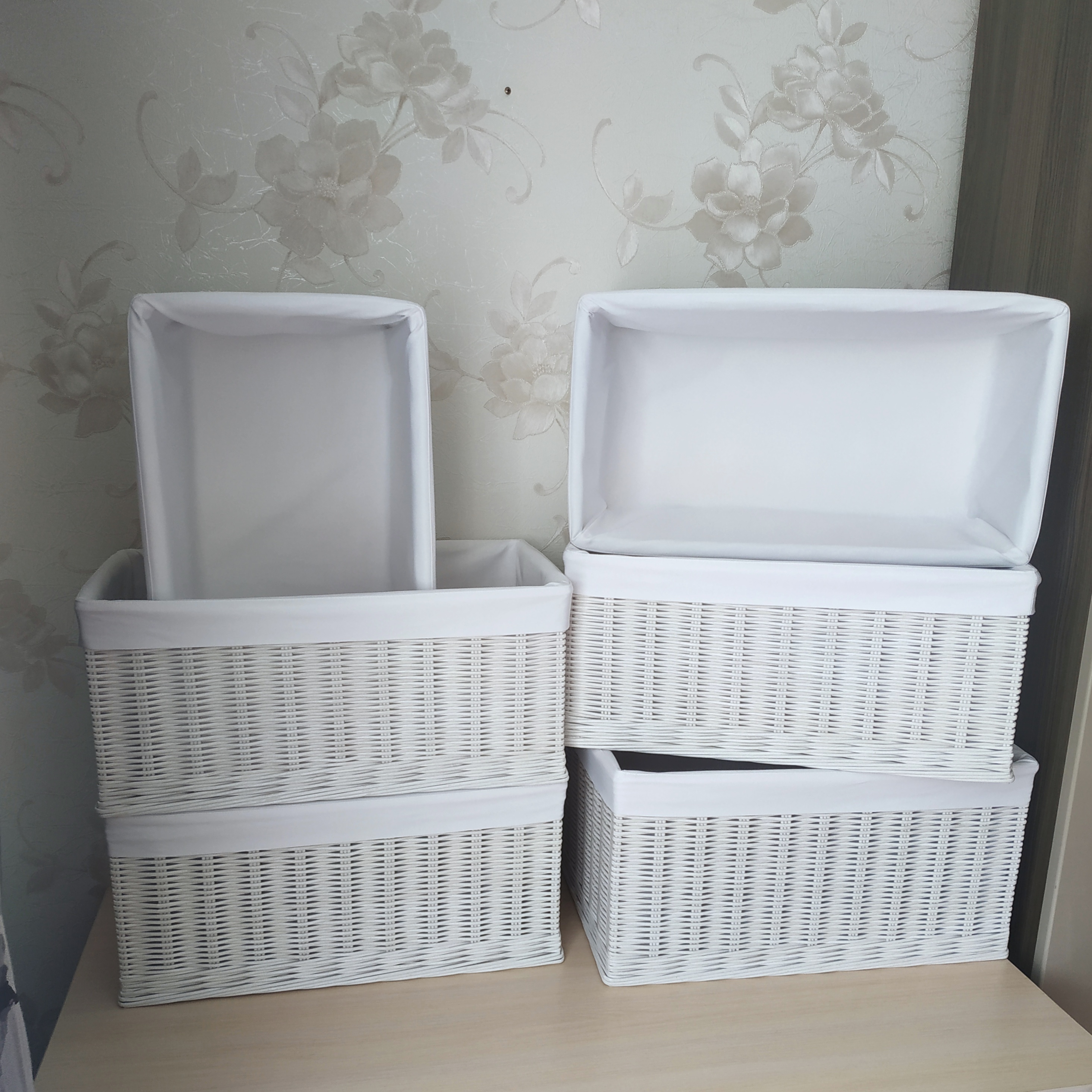 White wicker basket with inner line, Storage baskets, Laundr | Inspire ...