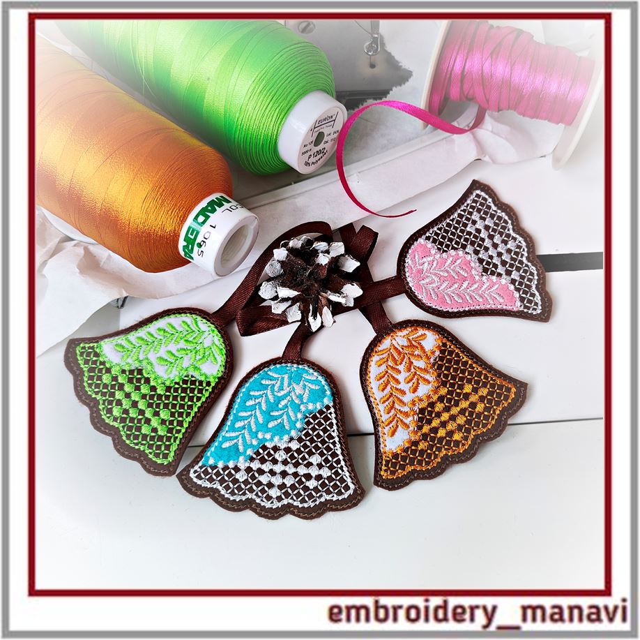 In the hoop gingerbread bell 2 embroidery design. | Inspire Uplift