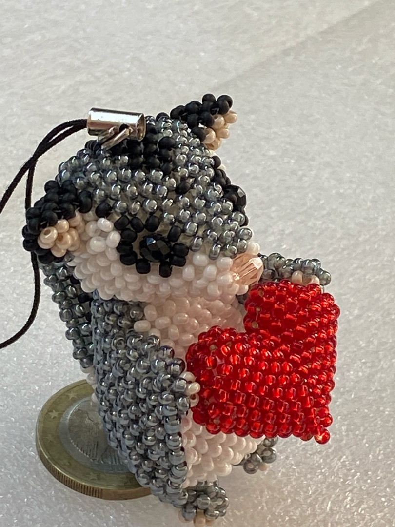 Flying squirrel made of beads | Inspire Uplift