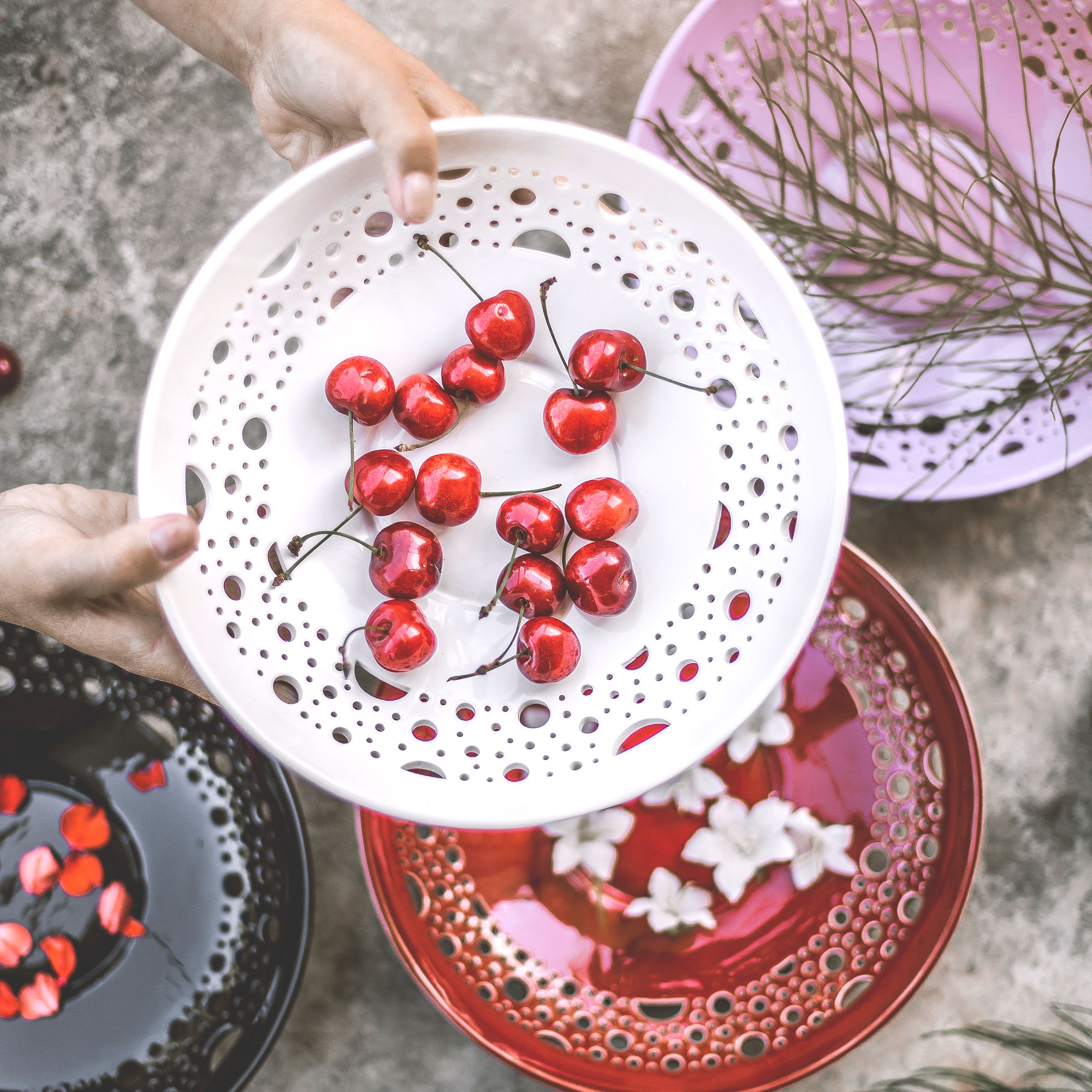 Ceramic plates - Inspire Uplift