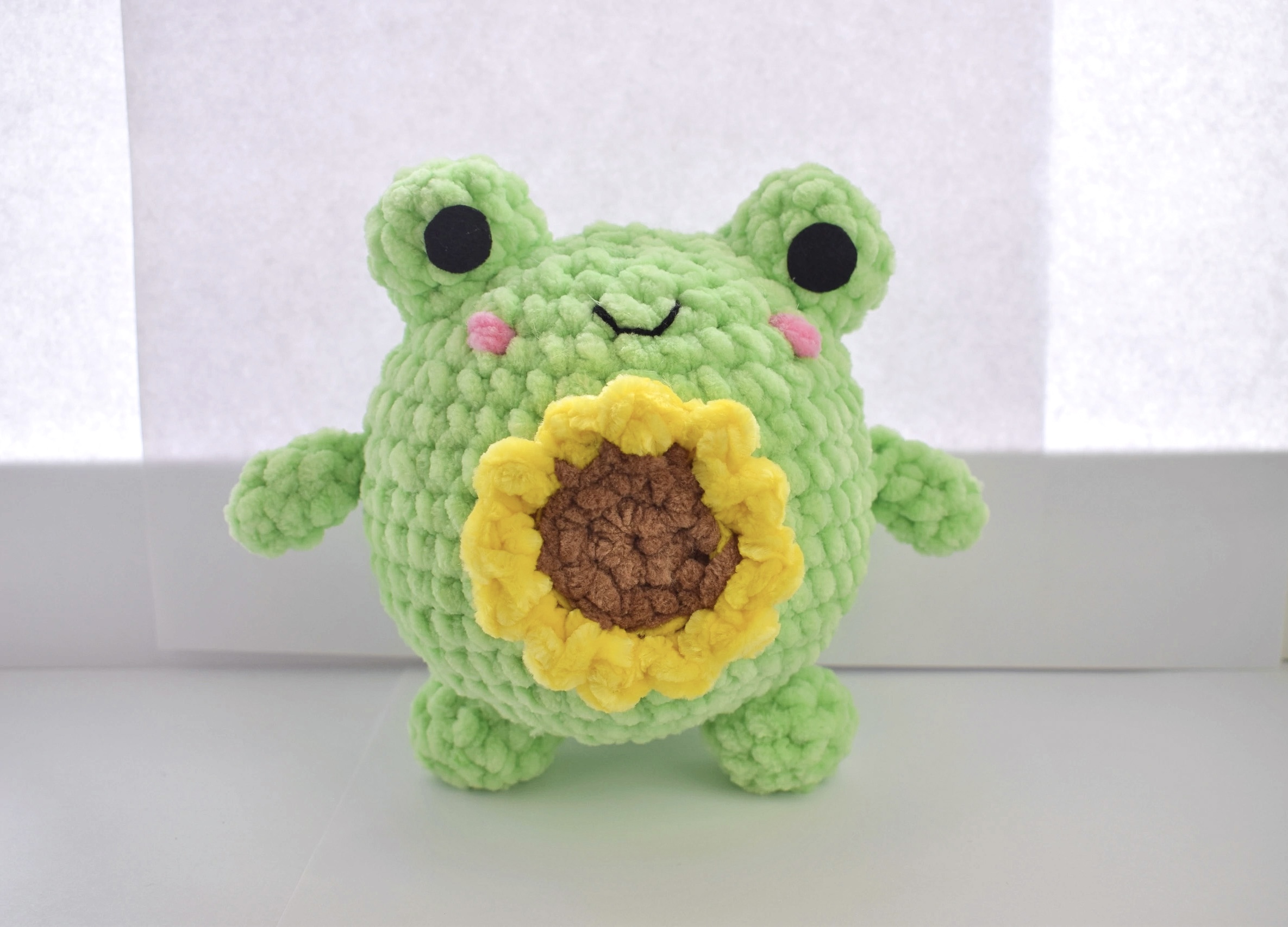 Crochet frog pattern Plush frog pattern Cute amigurumi frog | Inspire ...