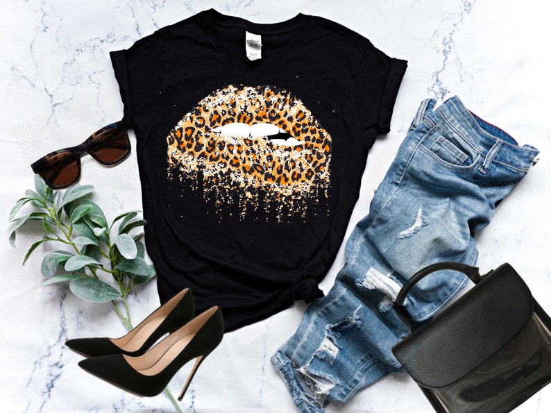 HANDMADE DRIPPING LIPS ANIMAL PRINT TEE | XS-XL - Inspire Uplift
