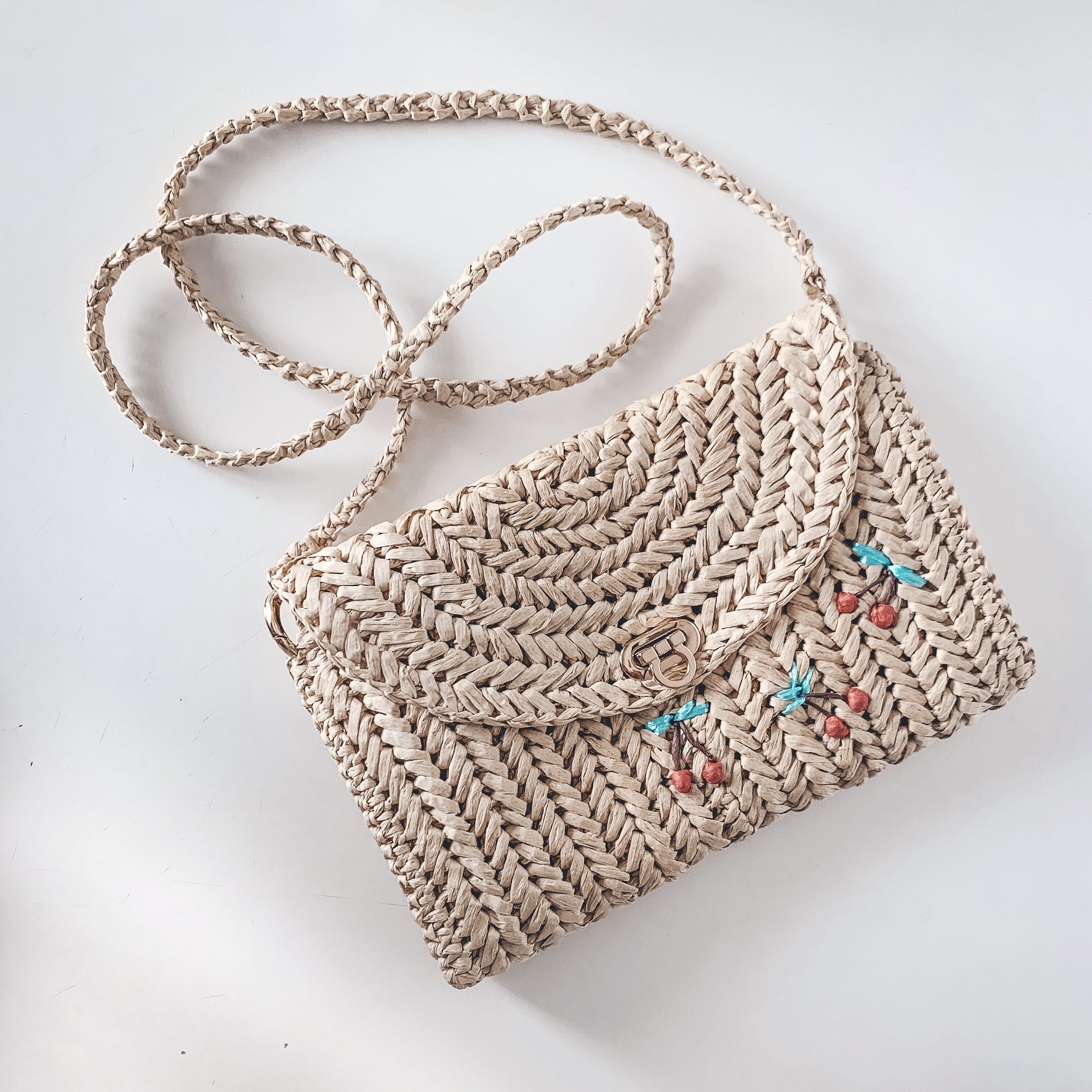 Small crossbody clutch crochet pattern PDF and video tutoria | Inspire ...