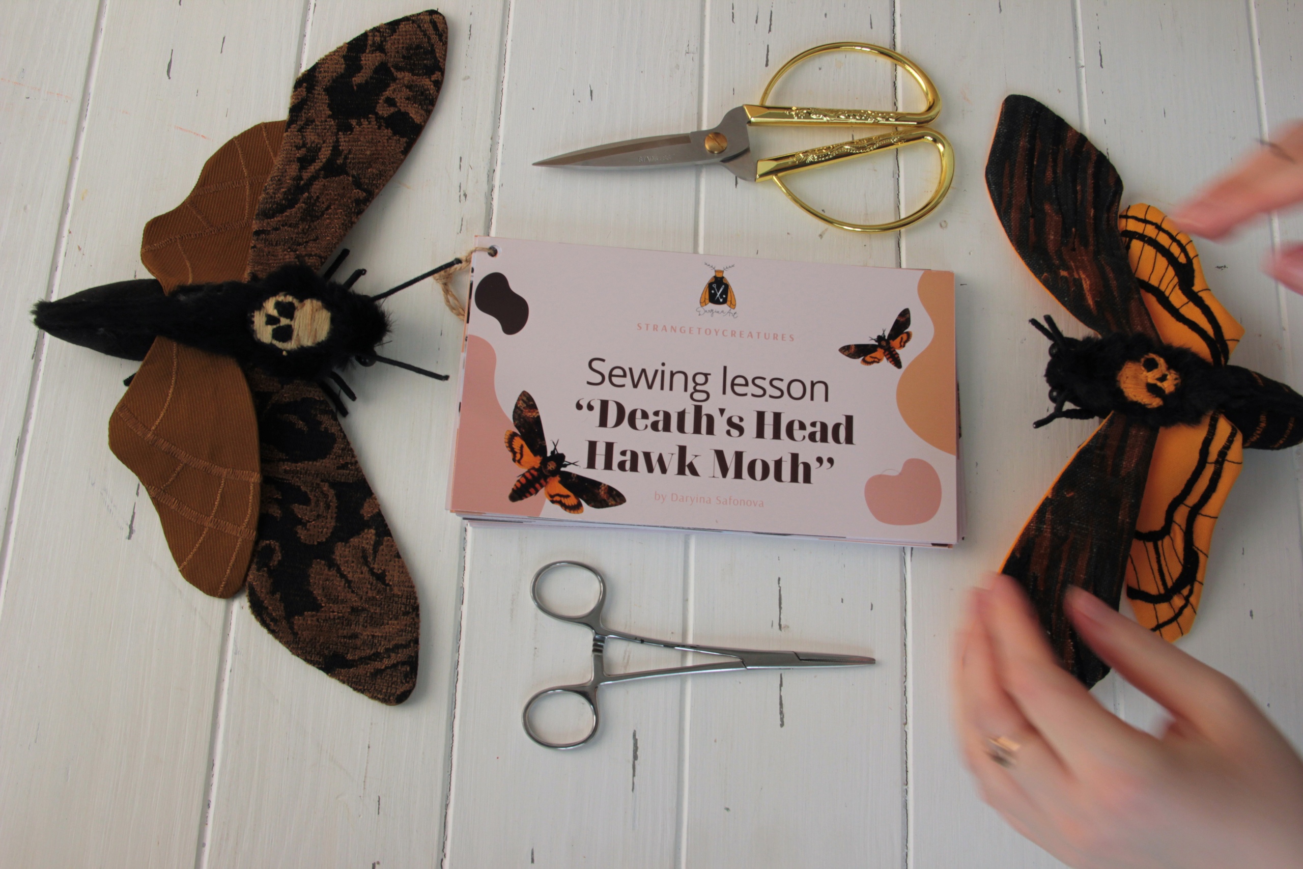 Sewing pattern Hawkmoth Deadhead moth | Inspire Uplift
